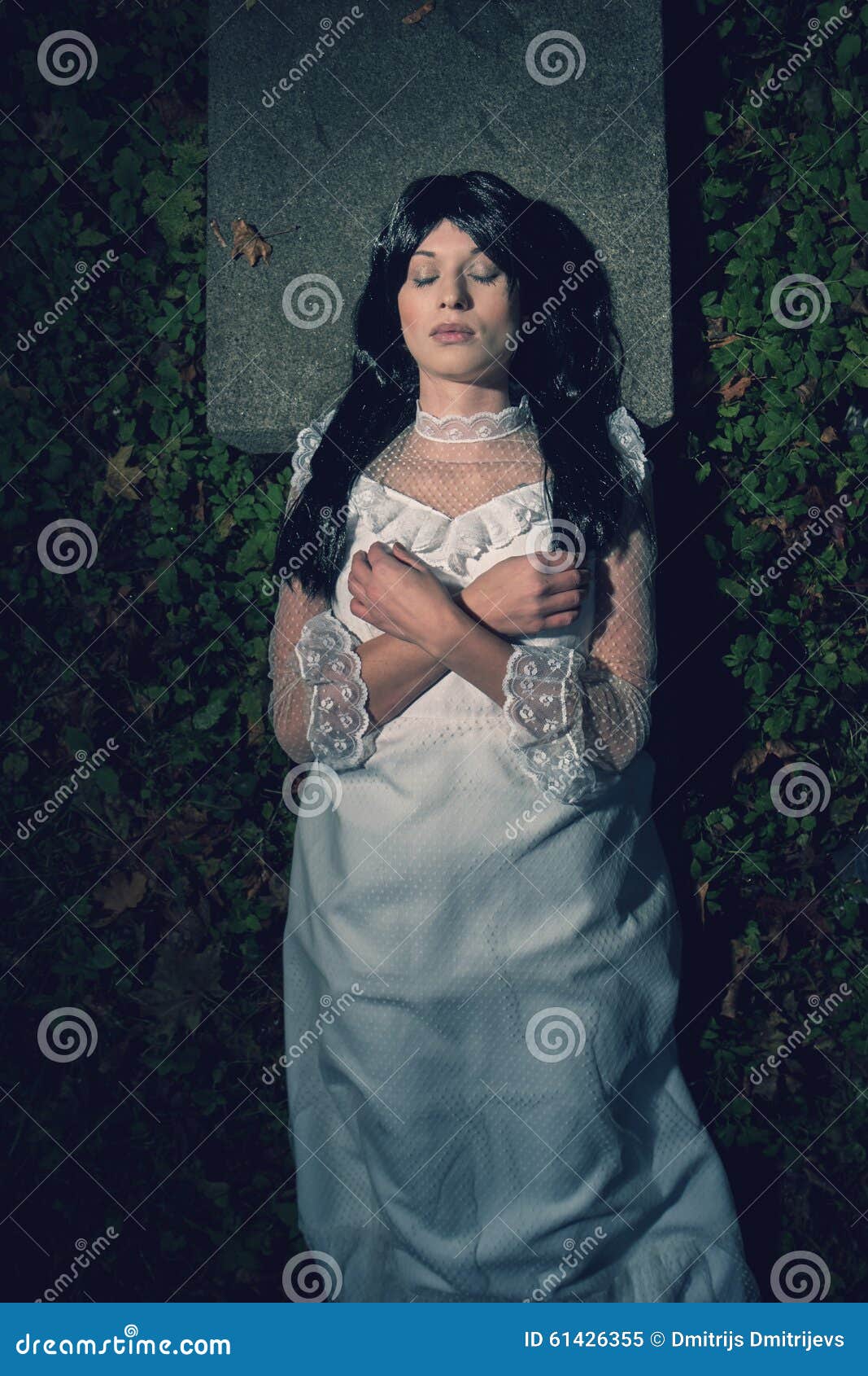 Witch from a Crypt in the Cemetery Stock Image - Image of night, dark ...