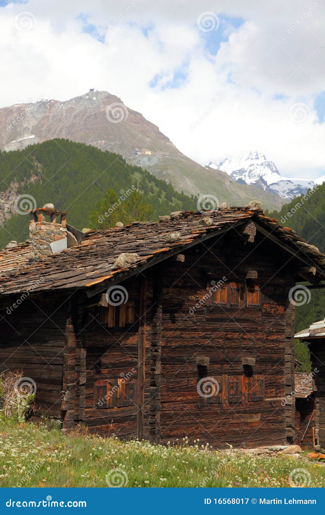 Withered wooden house stock image. Image of houses, shine - 16568017