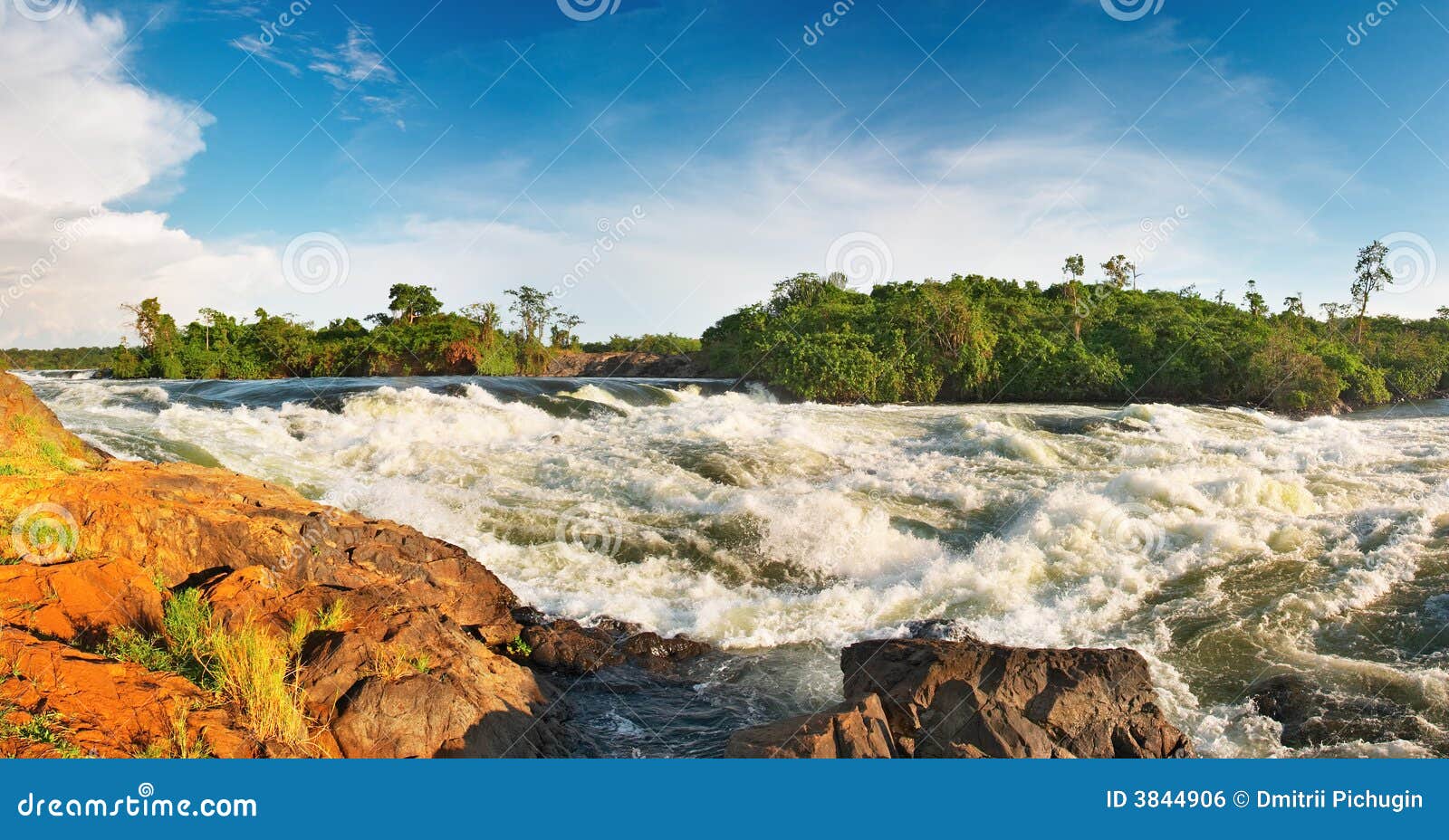 Witte Nijl stock foto. Image of landschap, impetueus, panorama - 3844906