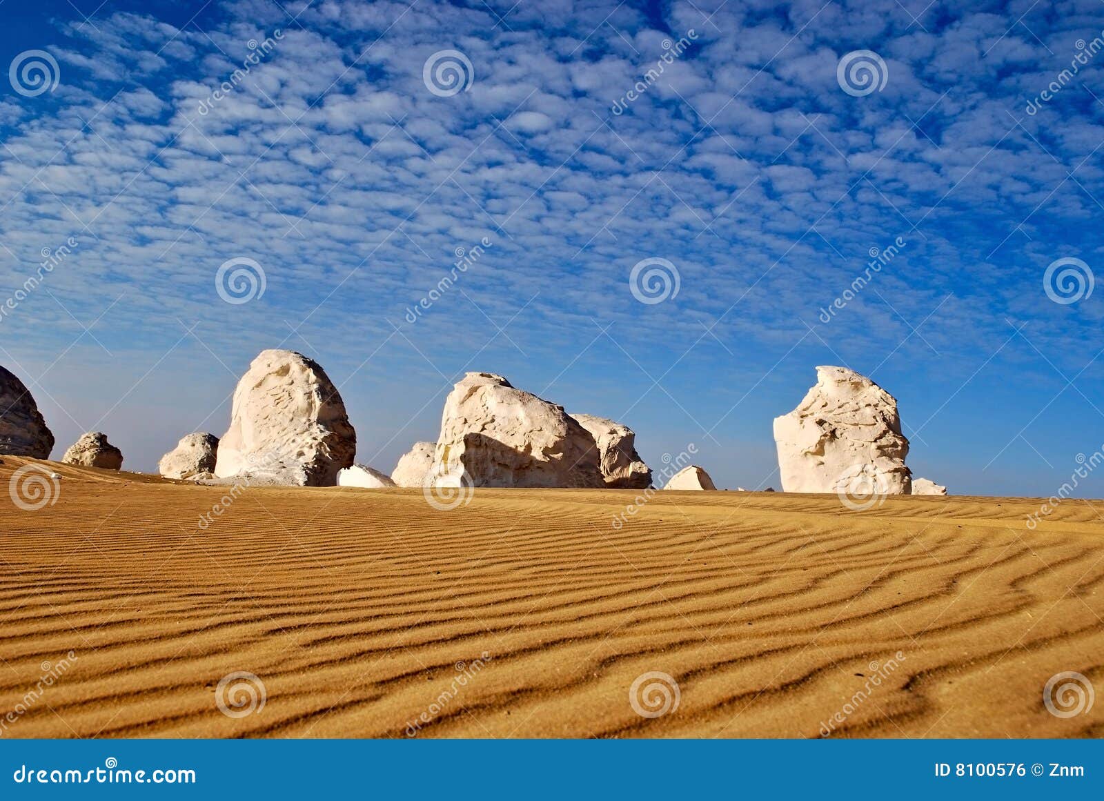Witte woestijn, Egypte stock foto. Image of buiten, kalksteen - 8100576