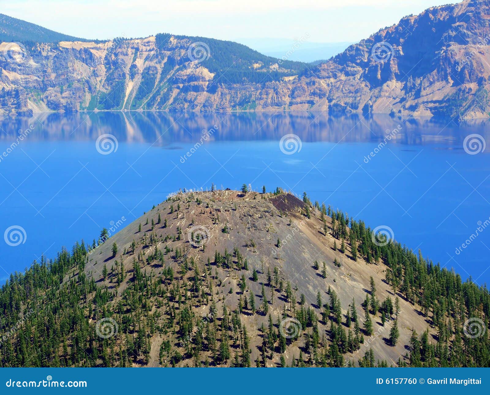Wizard Island Crater Lake stock photo. Image of cliff - 6157760