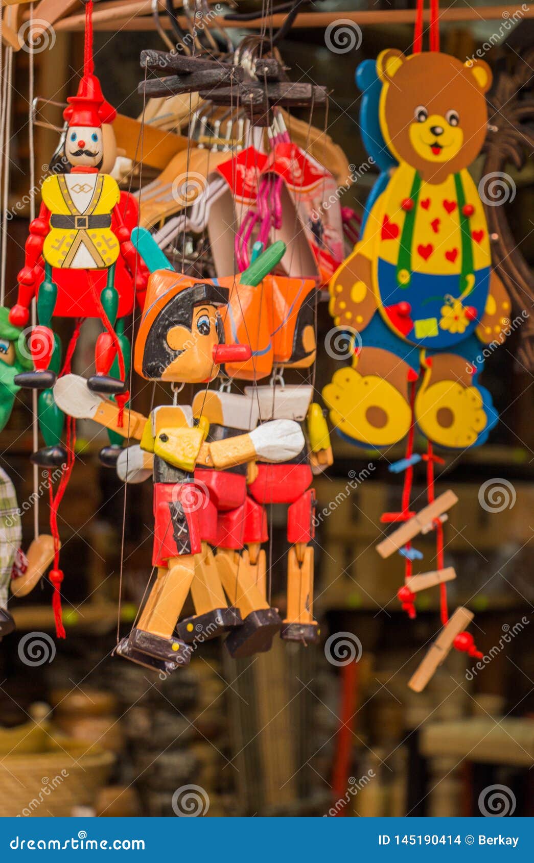 Wodden Puppets Og Pinocchio Editorial Stock Image - Image of figure ...