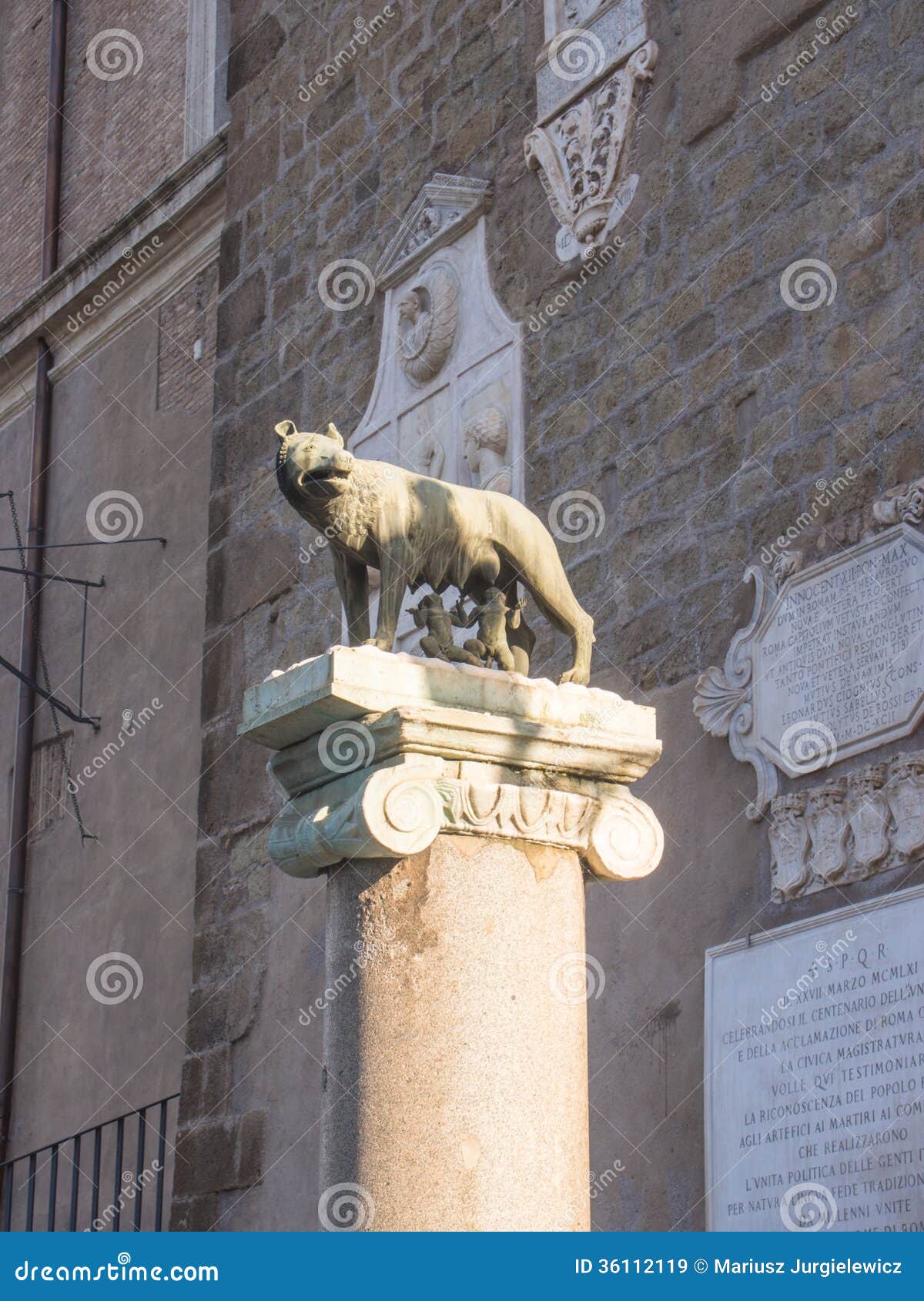 She-wolf Feeding Remus and Romulus Stock Image - Image of remus ...