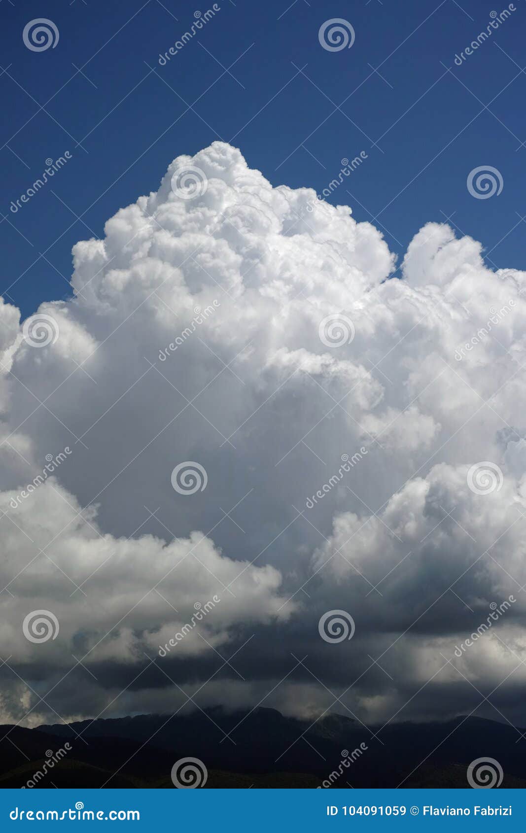 Wolken, Cumulonimbus Calvus Stock Afbeelding - Image of fenomeen ... Wolken, Cumulonimbus Calvus Stock Afbeelding - Image of fenomeen ...