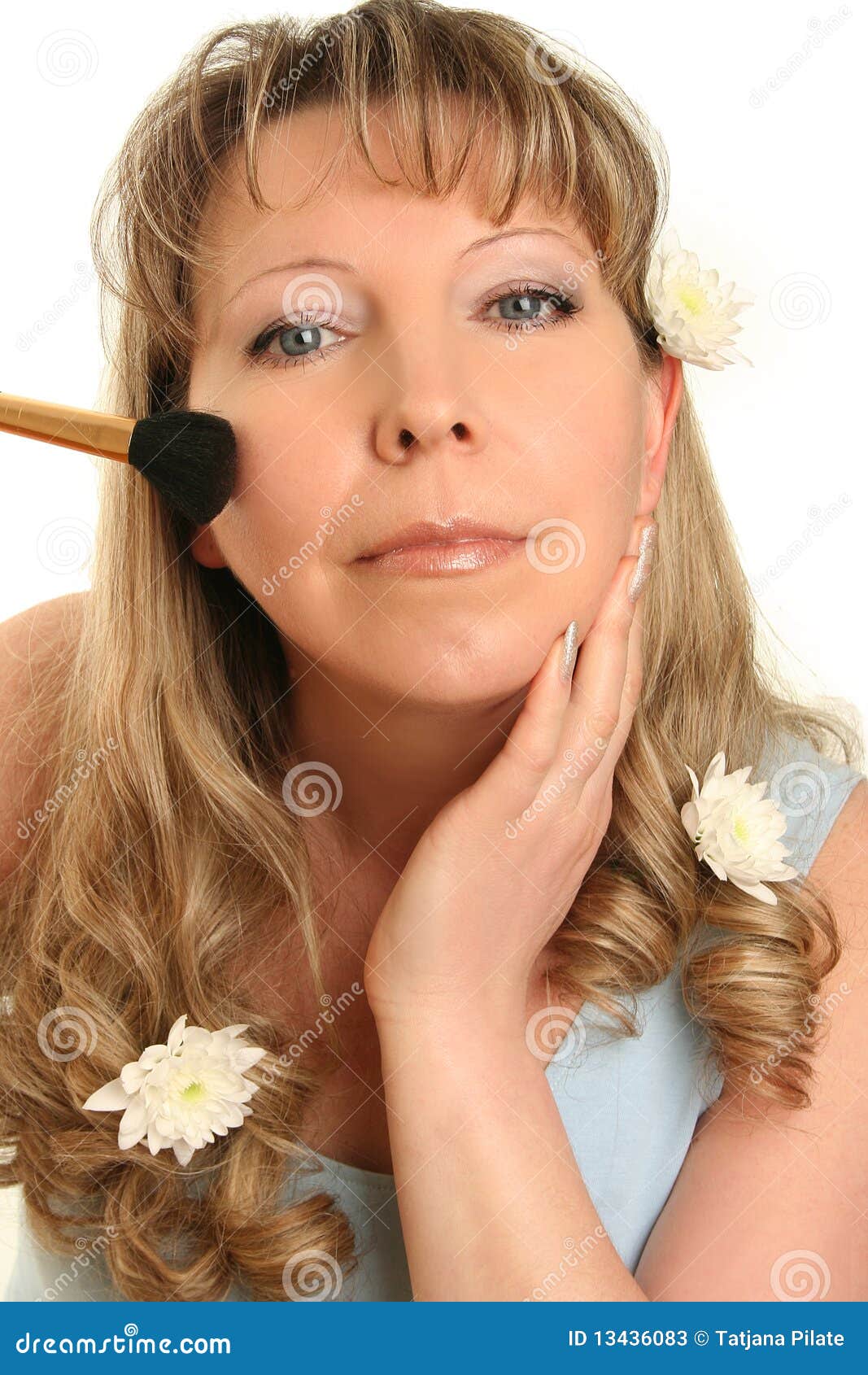 Woman applying make-up stock image. Image of body, face - 13436083