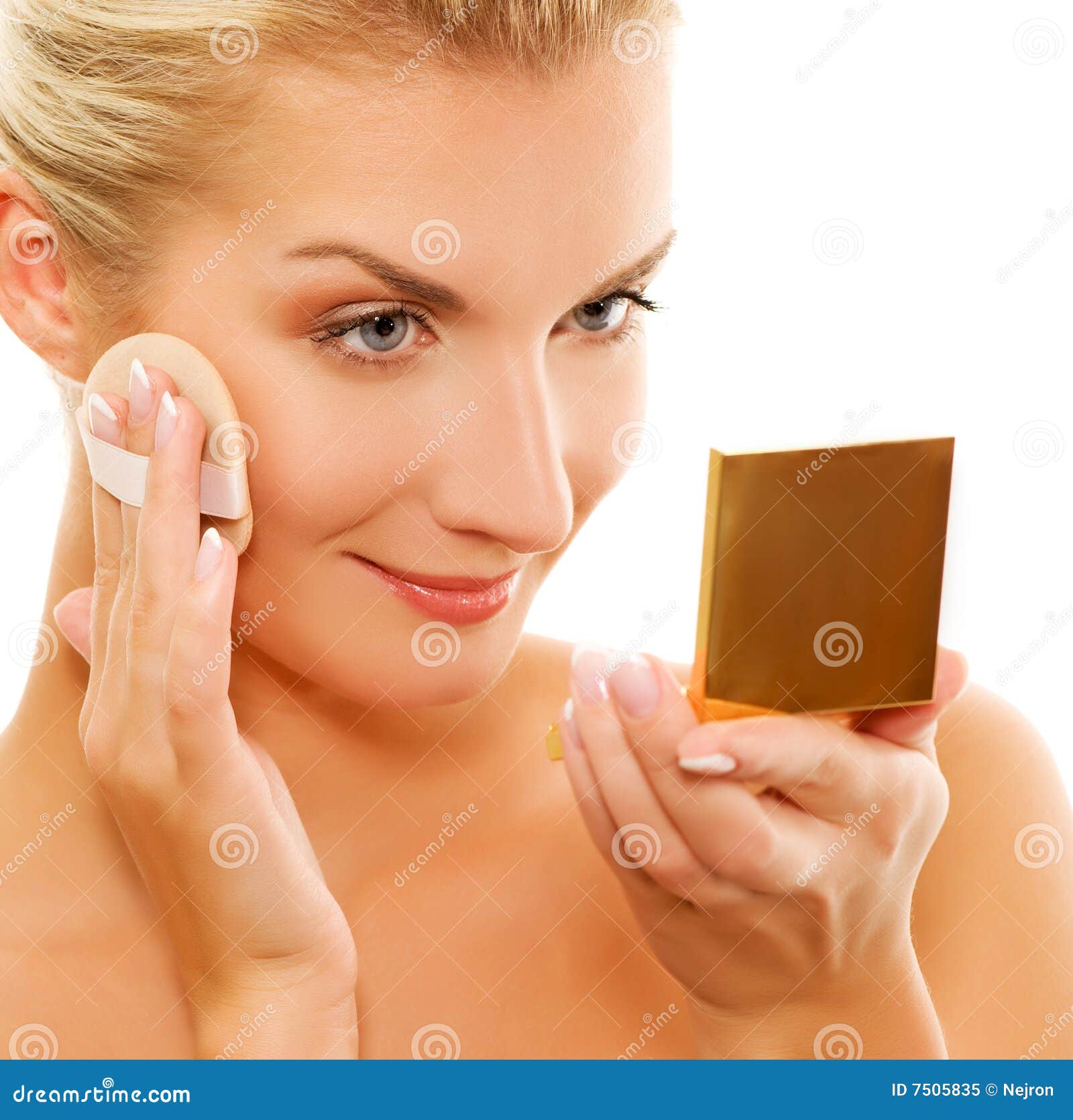 Woman applying make-up stock image. Image of compact, background - 7505835