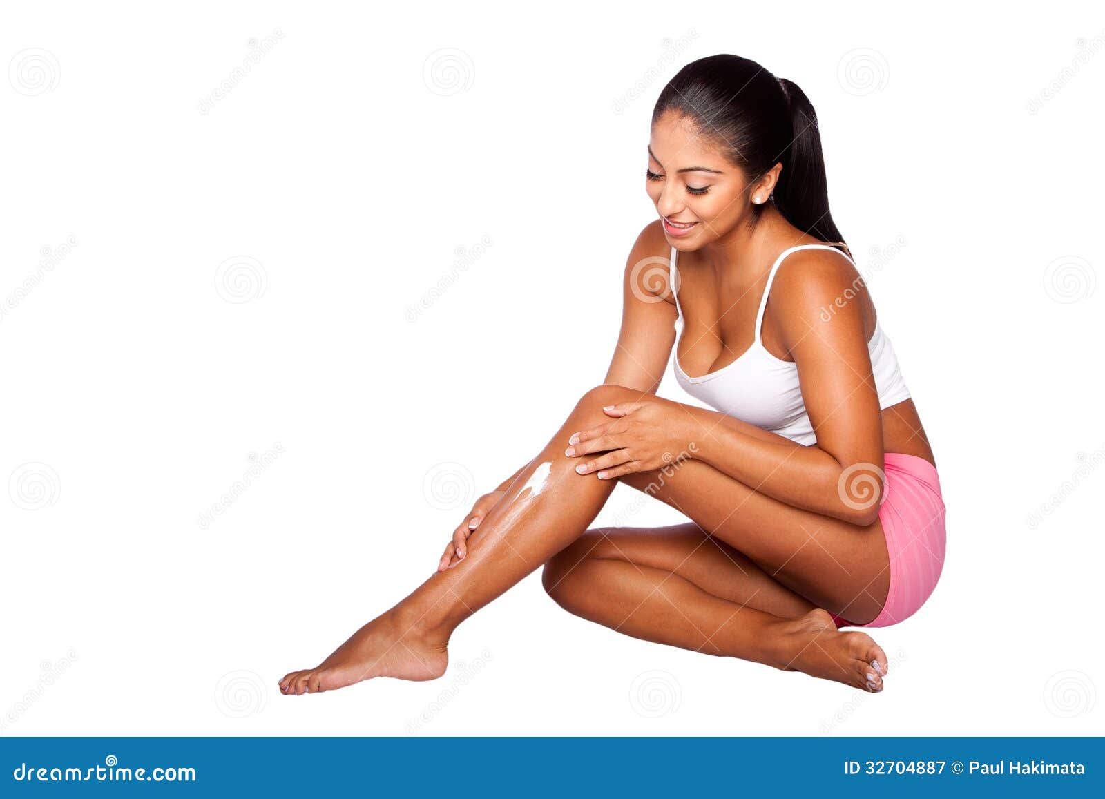 Woman Applying Moisturizing Lotion Stock Image Image Of Exfoliating