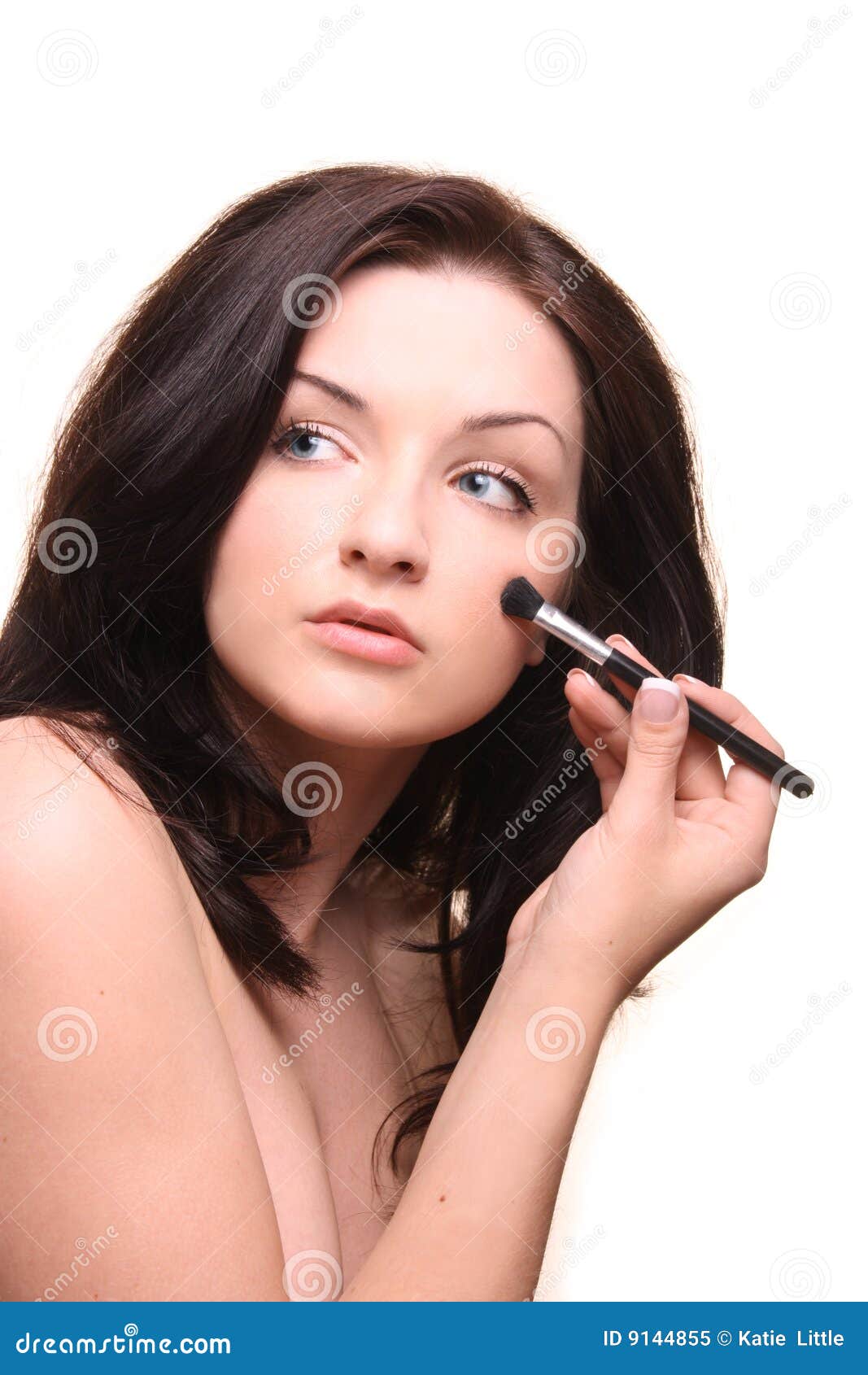 Woman applyng make-up stock image. Image of brown, young - 9144855