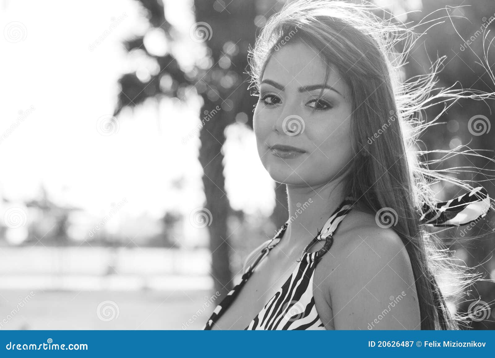 Woman backlit by the sun stock image. Image of outdoors - 20626487