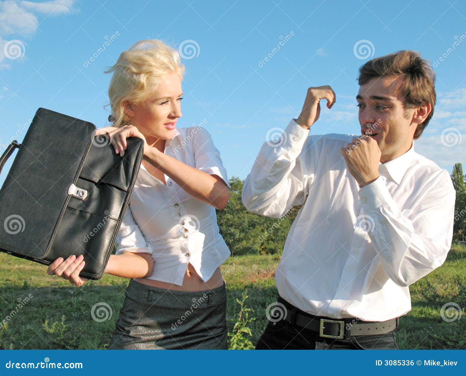 Woman beats the man stock photo. Image of manager, depress - 3085336
