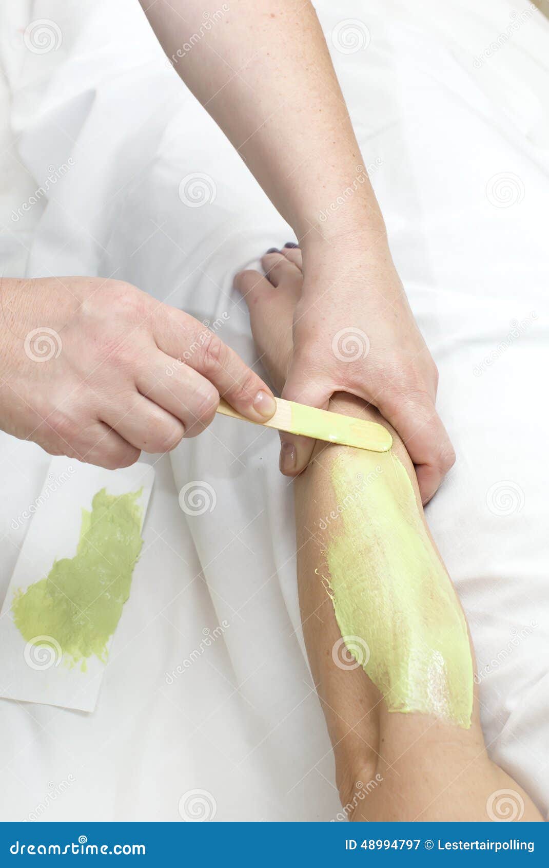 Woman in a beauty salon stock image. Image of lady, health - 48994797