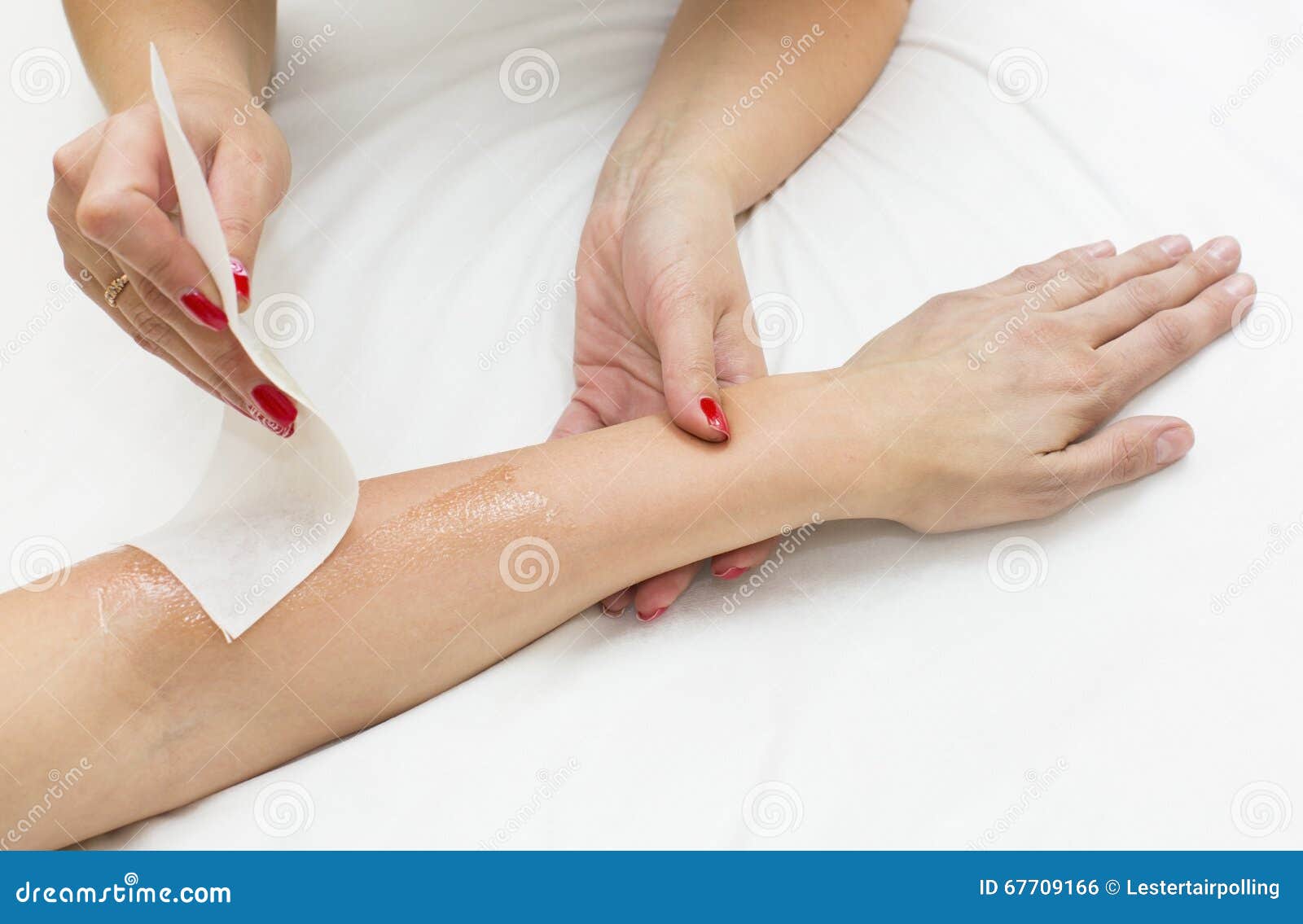 Woman in a beauty salon stock photo. Image of cosmetic - 67709166