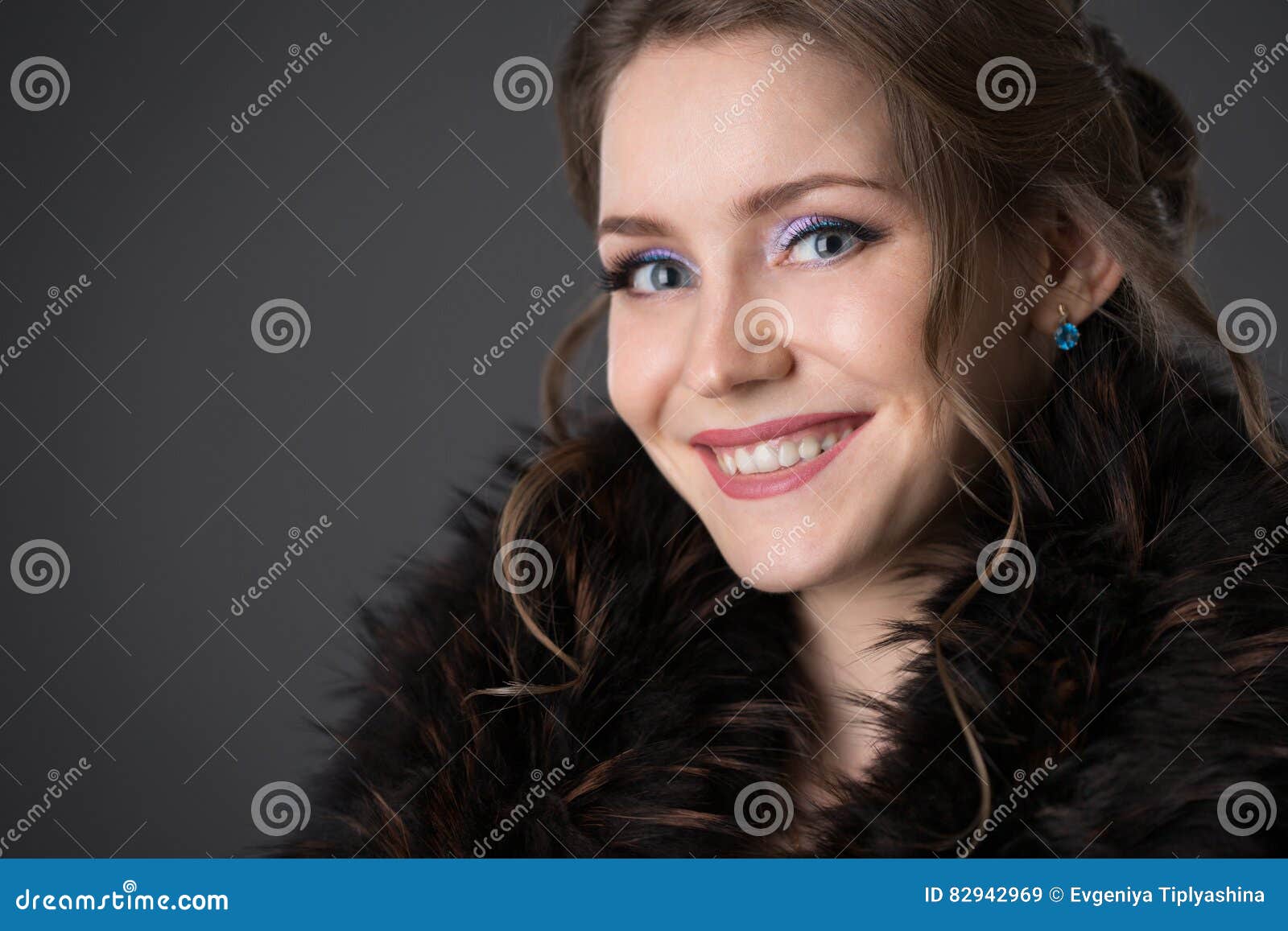 Woman in a black fur coat stock image. Image of vogue - 82942969