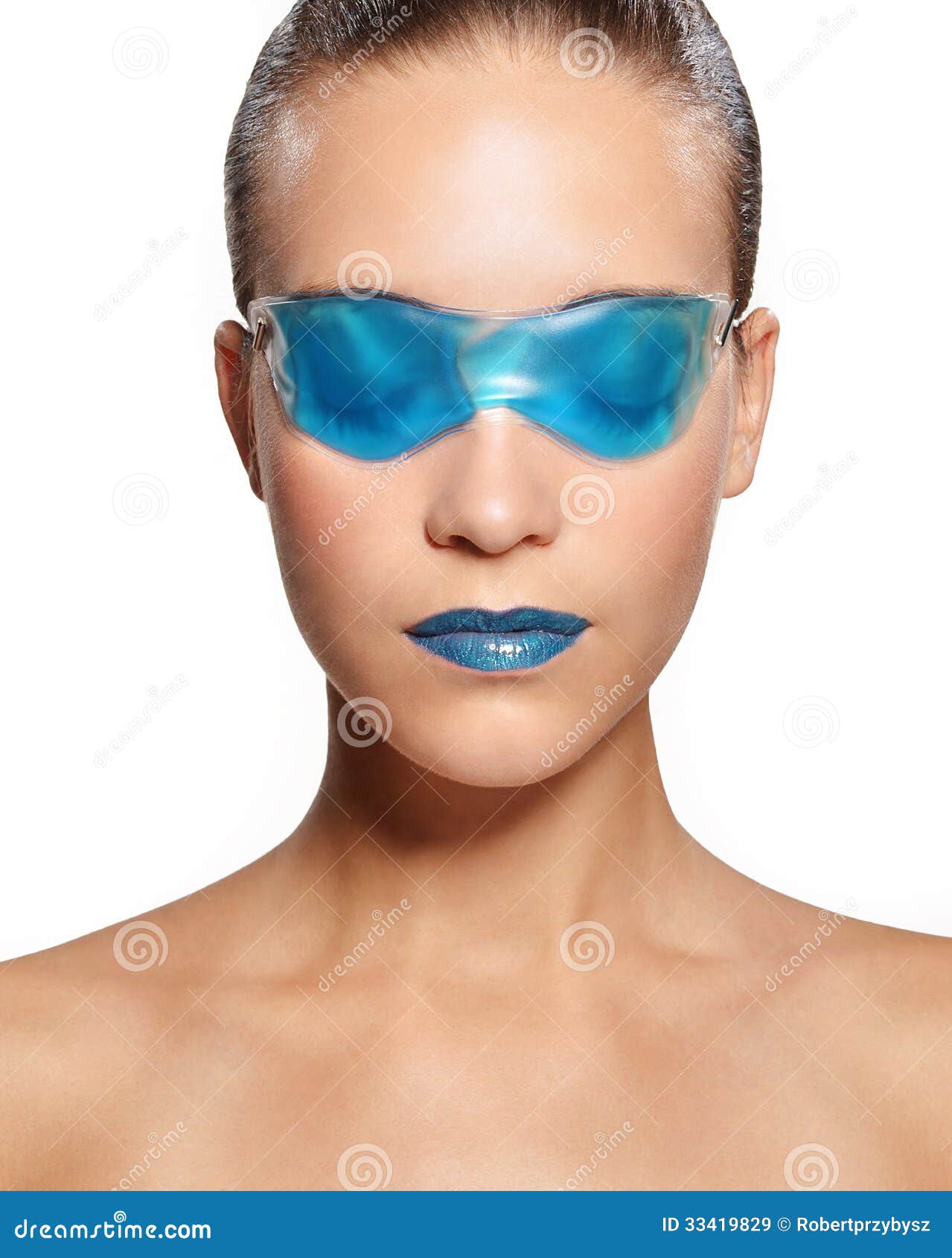 Woman in a blue gel mask stock image. Image of regenerate - 33419829