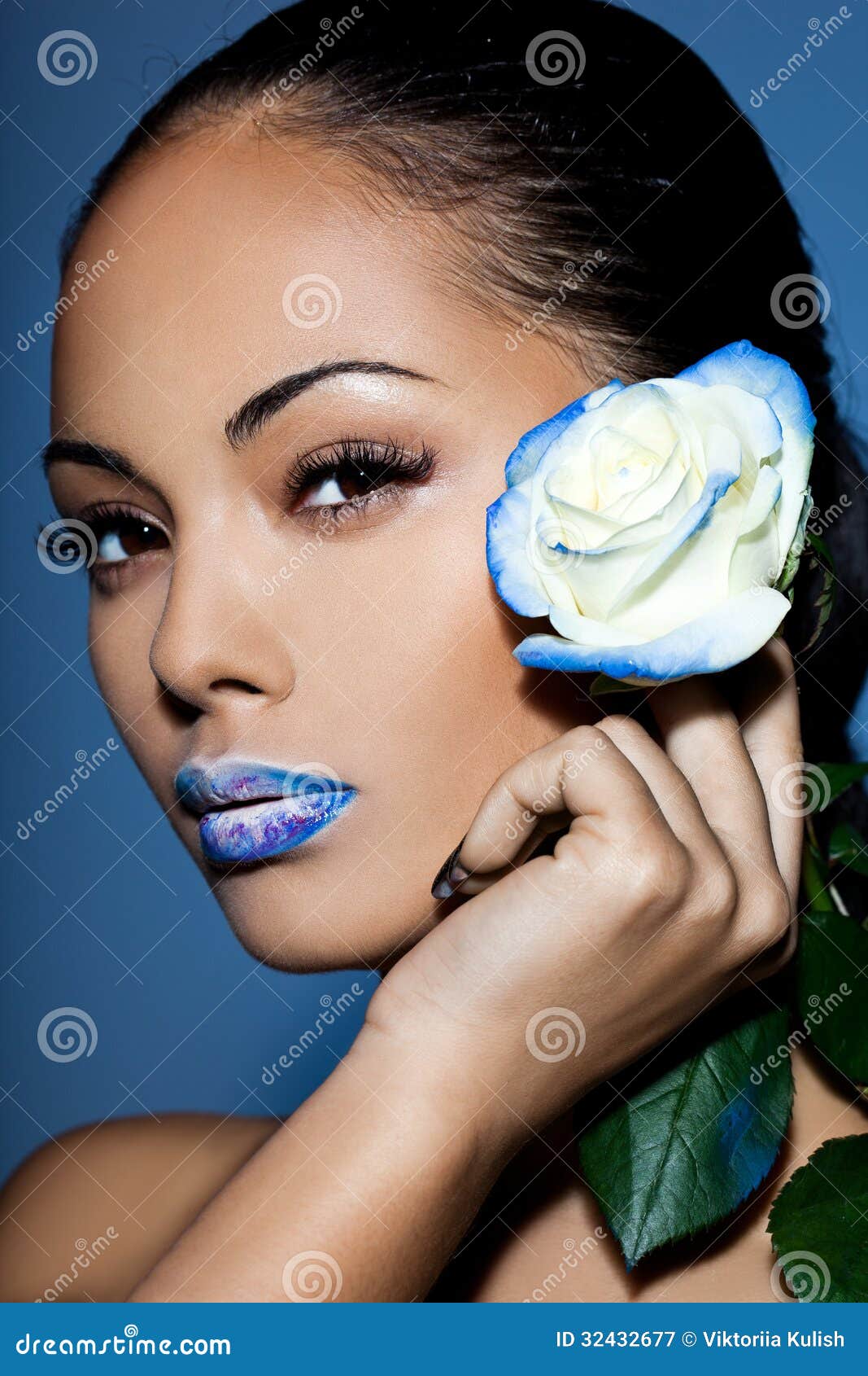 Woman with blue rose stock image. Image of harmony, healthcare - 32432677