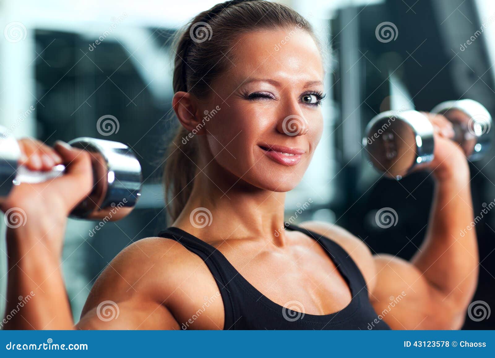 Woman bodybuilder stock photo. Image of muscle, athlete - 43123578