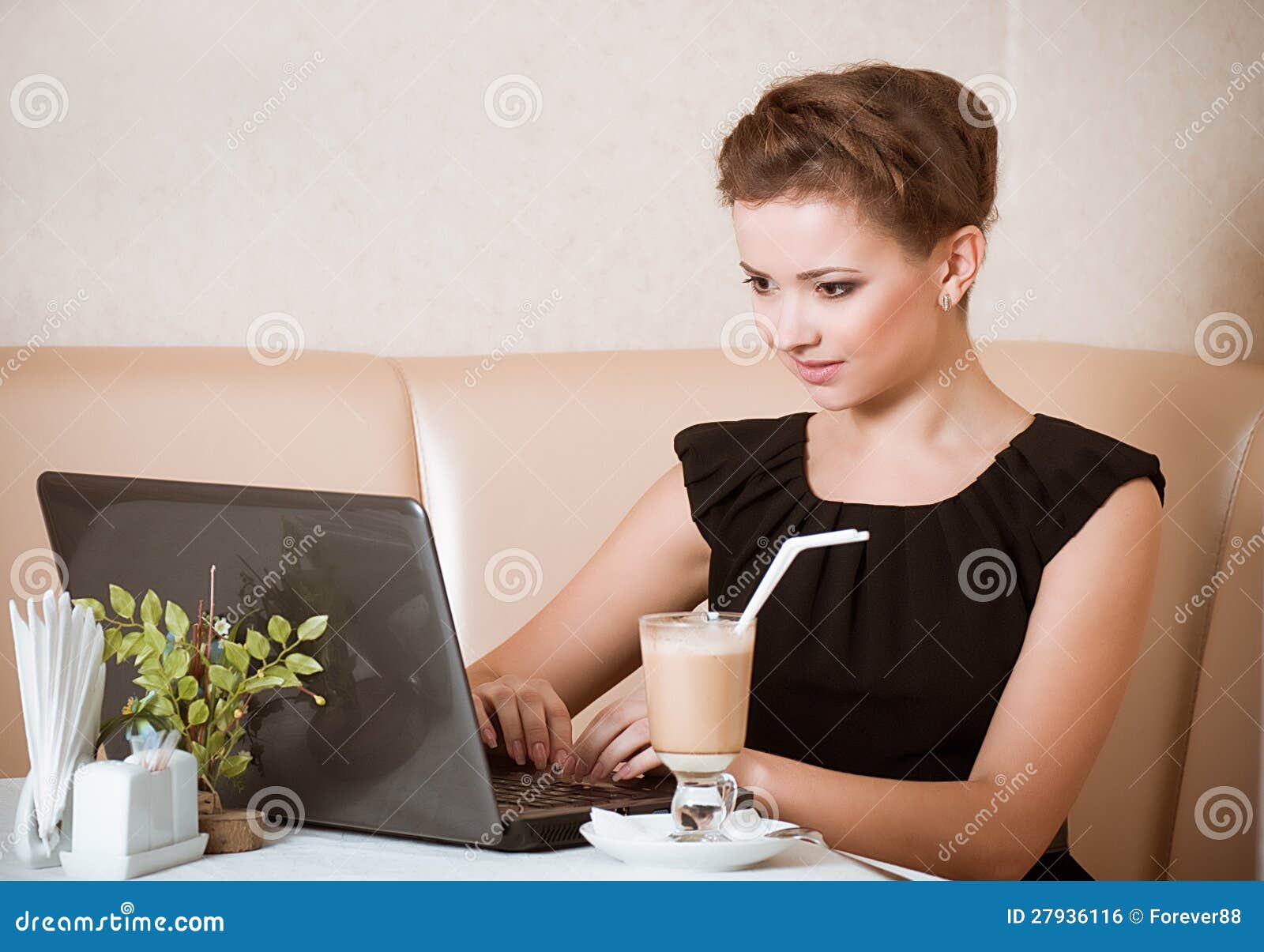 Woman Browsing the Internet Stock Photo - Image of glass, eyes: 27936116