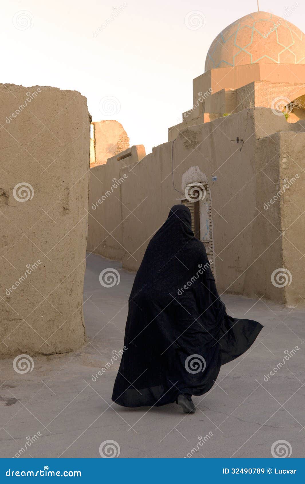 Woman with burka stock image. Image of culture, lady - 32490789
