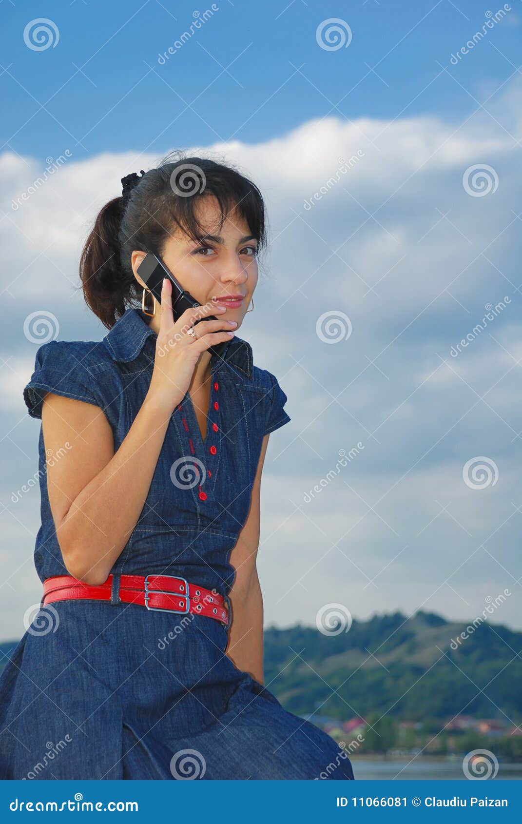 Woman calling stock image. Image of lady, daylight, communicate - 11066081