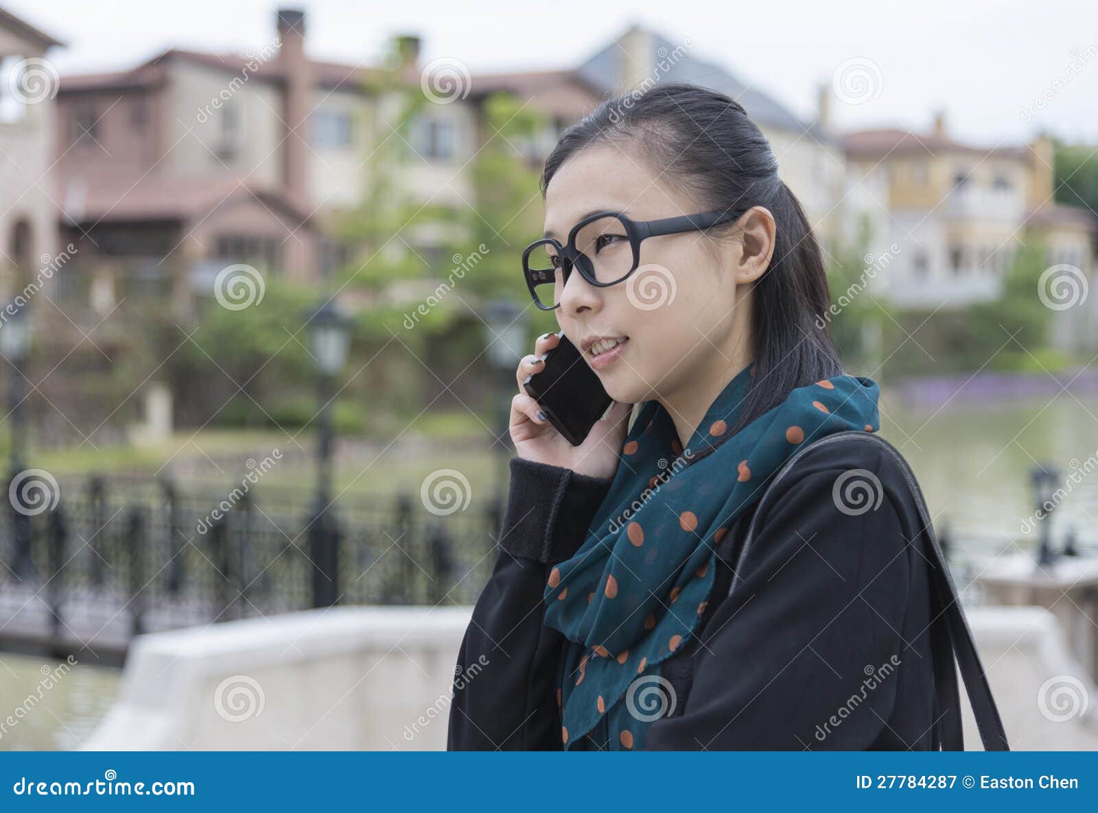 The woman is calling stock image. Image of telephone - 27784287