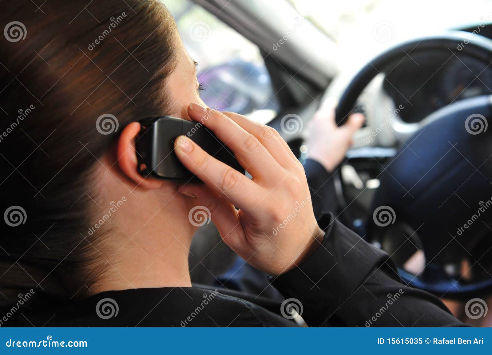 Woman in a Car Talking on a Phone Stock Image - Image of habit, cell ...