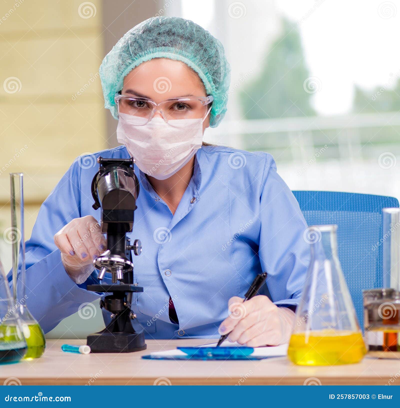 Woman Chemist Working in the Lab Stock Image - Image of chemistry ...