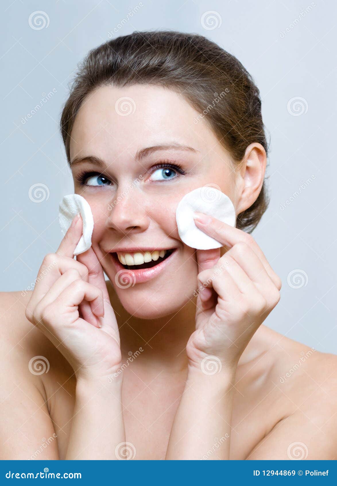 Woman Cleaning Face by Cotton Pad Stock Image - Image of hand, cleaning ...