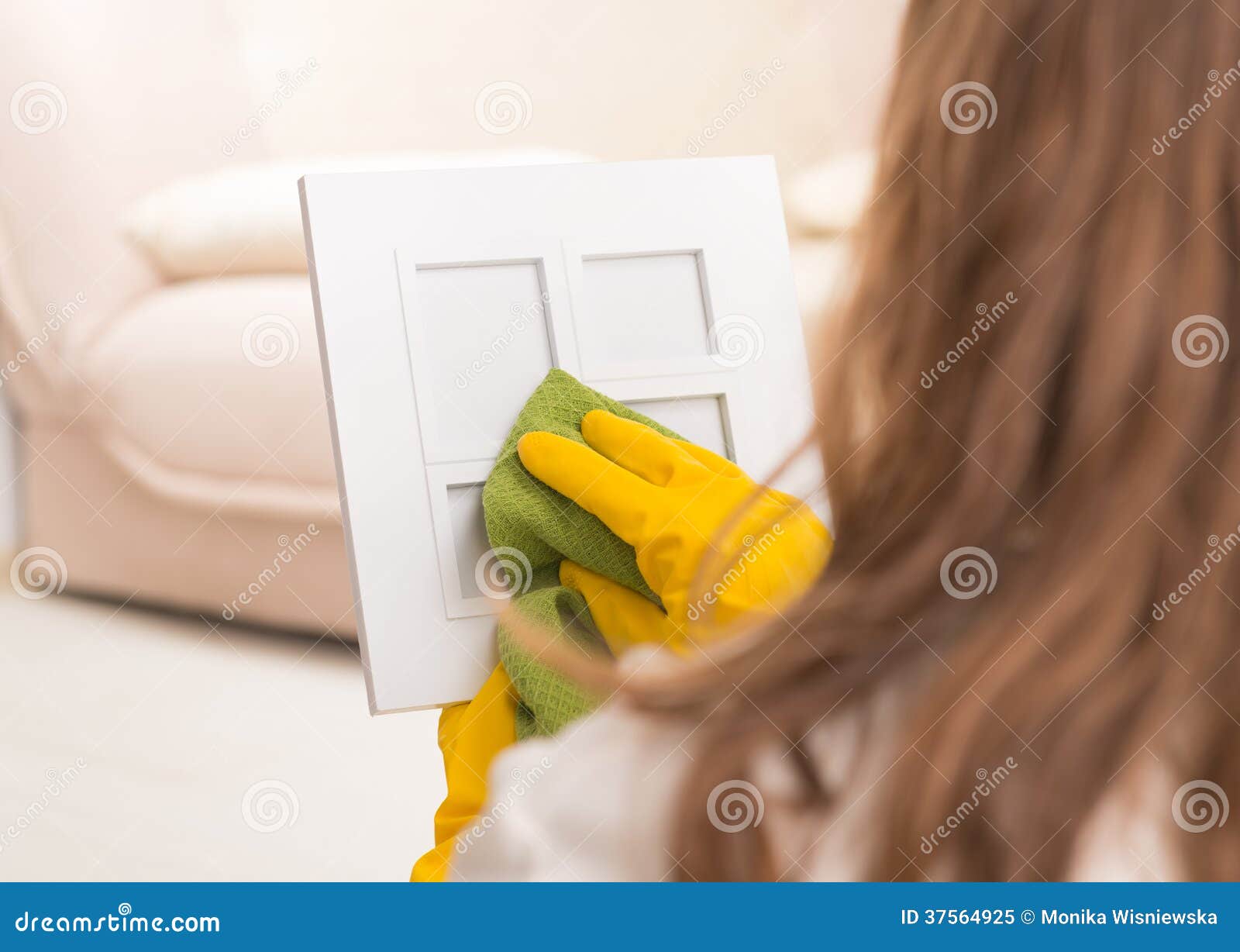 Woman cleaning frame stock image. Image of frame, clean - 37564925