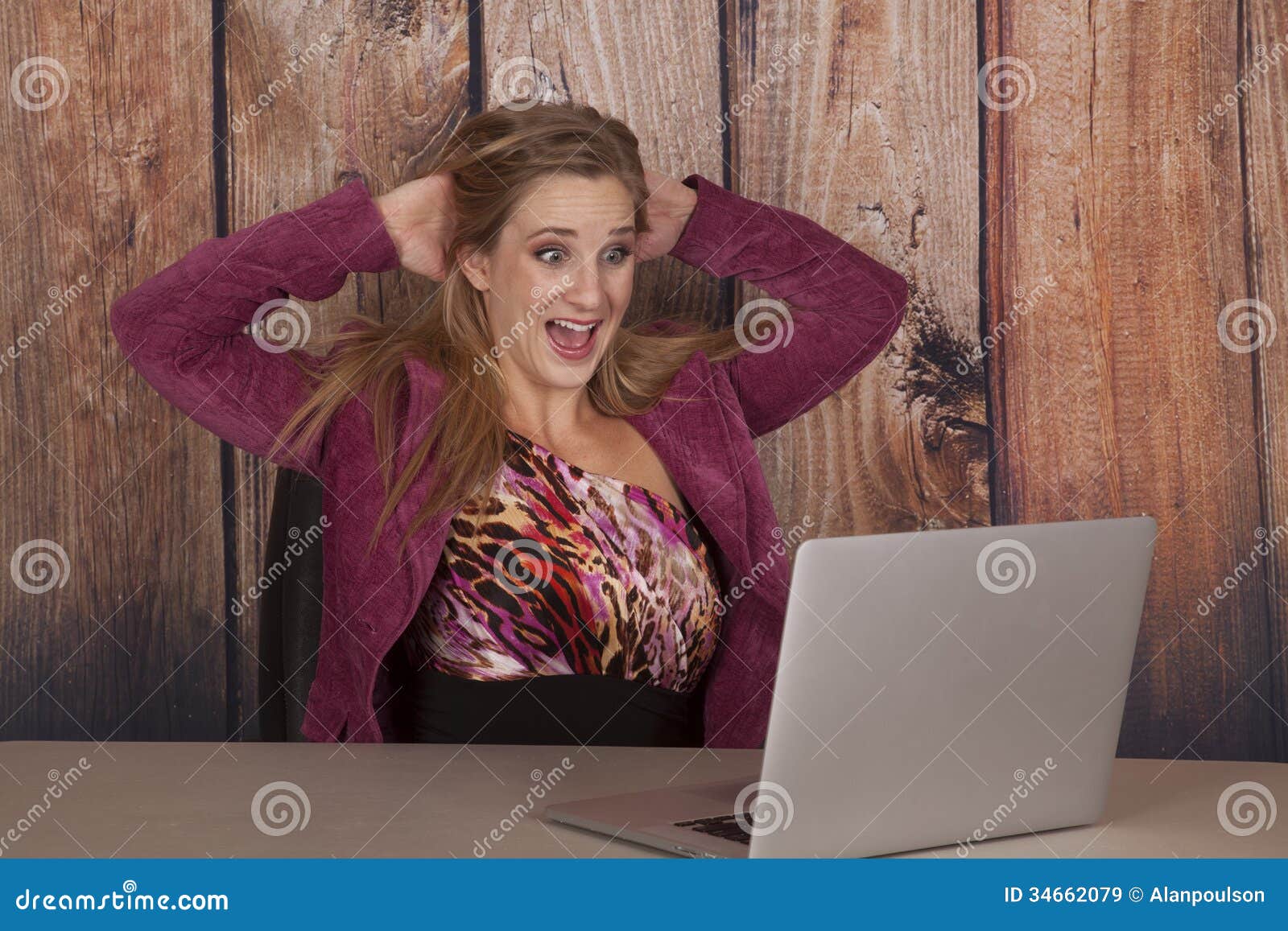Woman Computer Office Maroon Scared Stock Image - Image of dressed ...