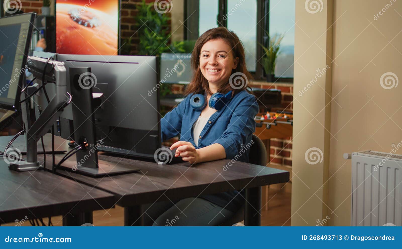 Content Creator Linear Icons Set. Influencer, Vlogger, Blogger, Creator ...