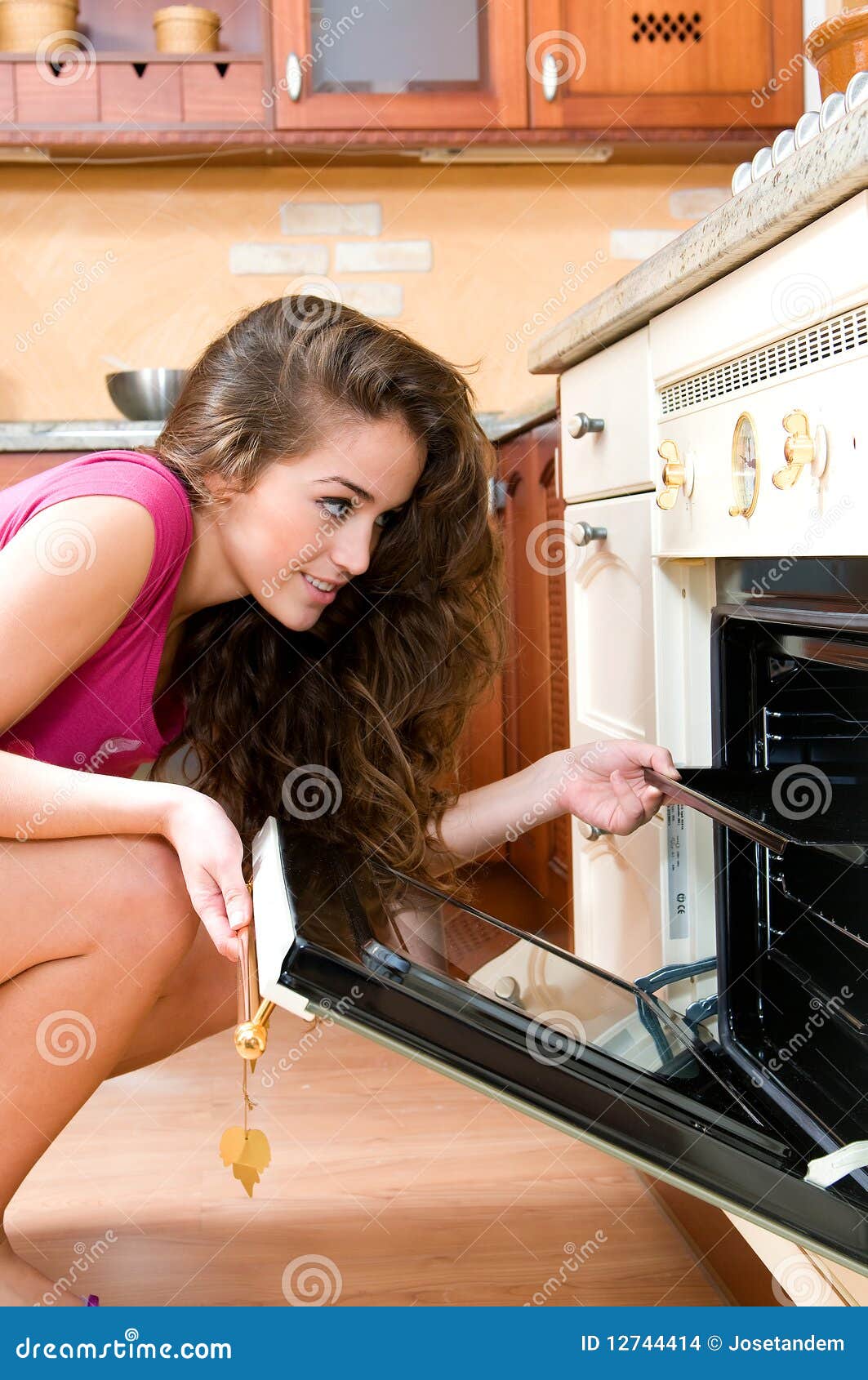 Open Oven Door While Baking