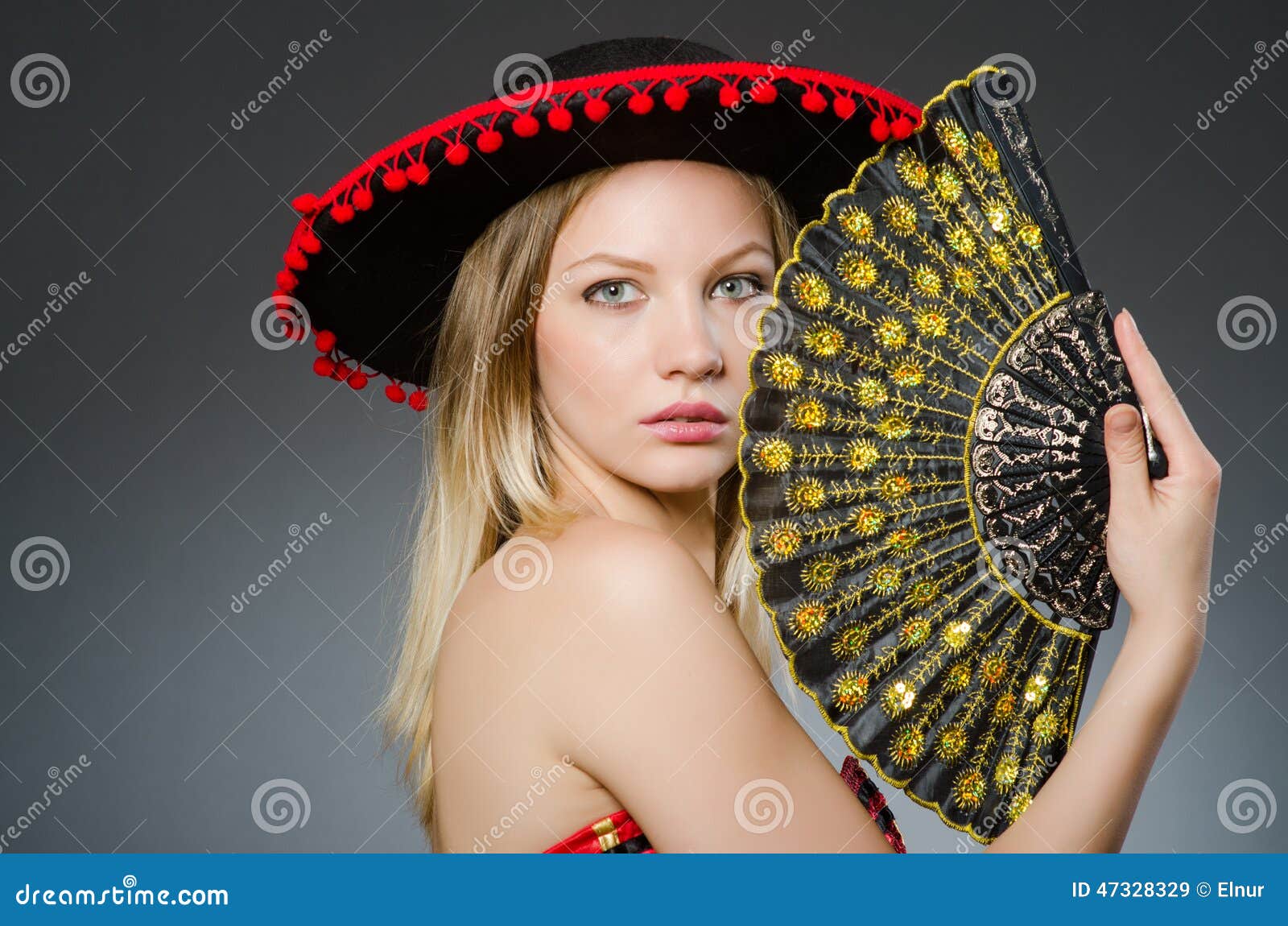 Woman dancing with fans stock image. Image of latino - 47328329