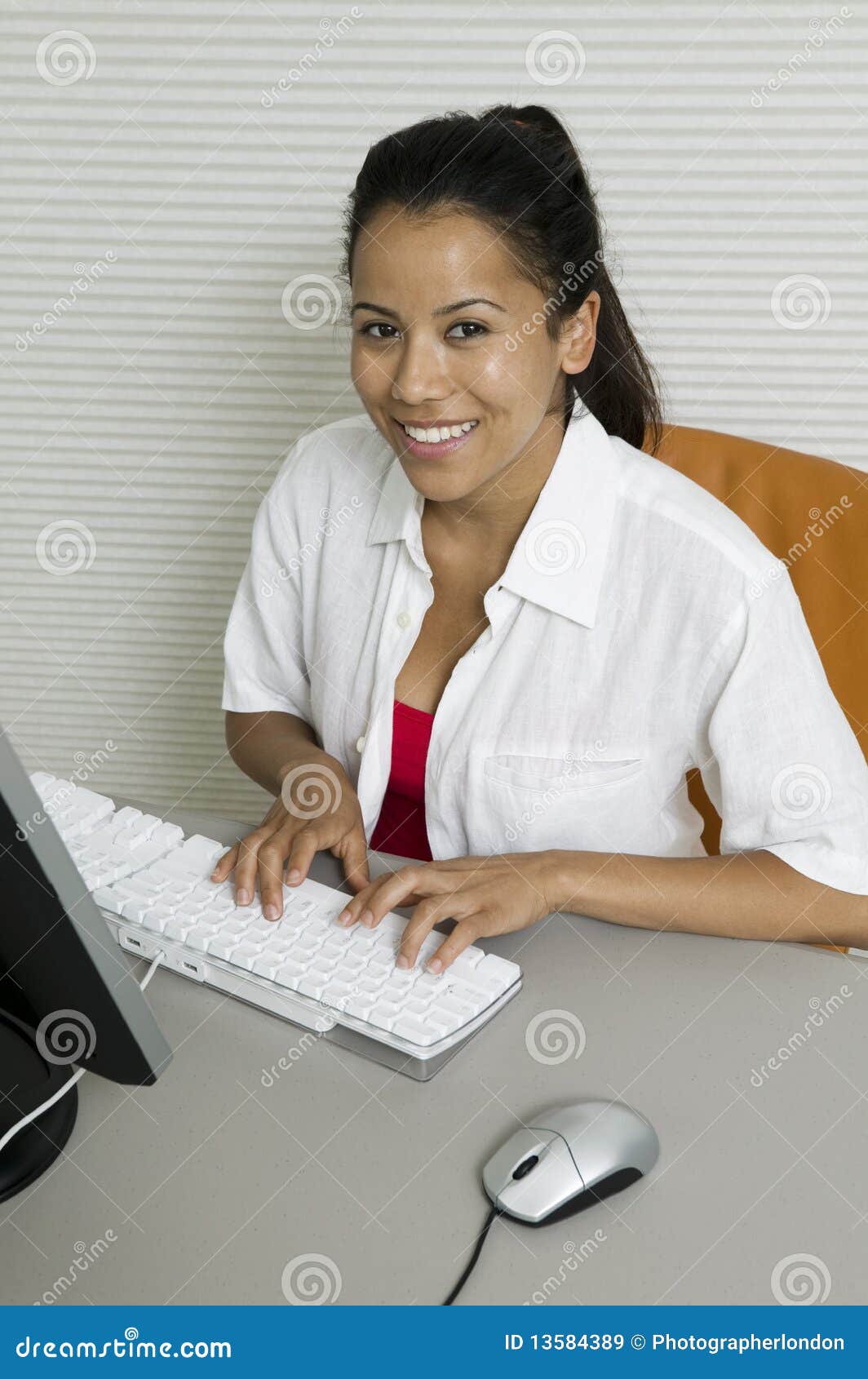 Woman at Desk Using Computer Stock Image - Image of head, technology ...