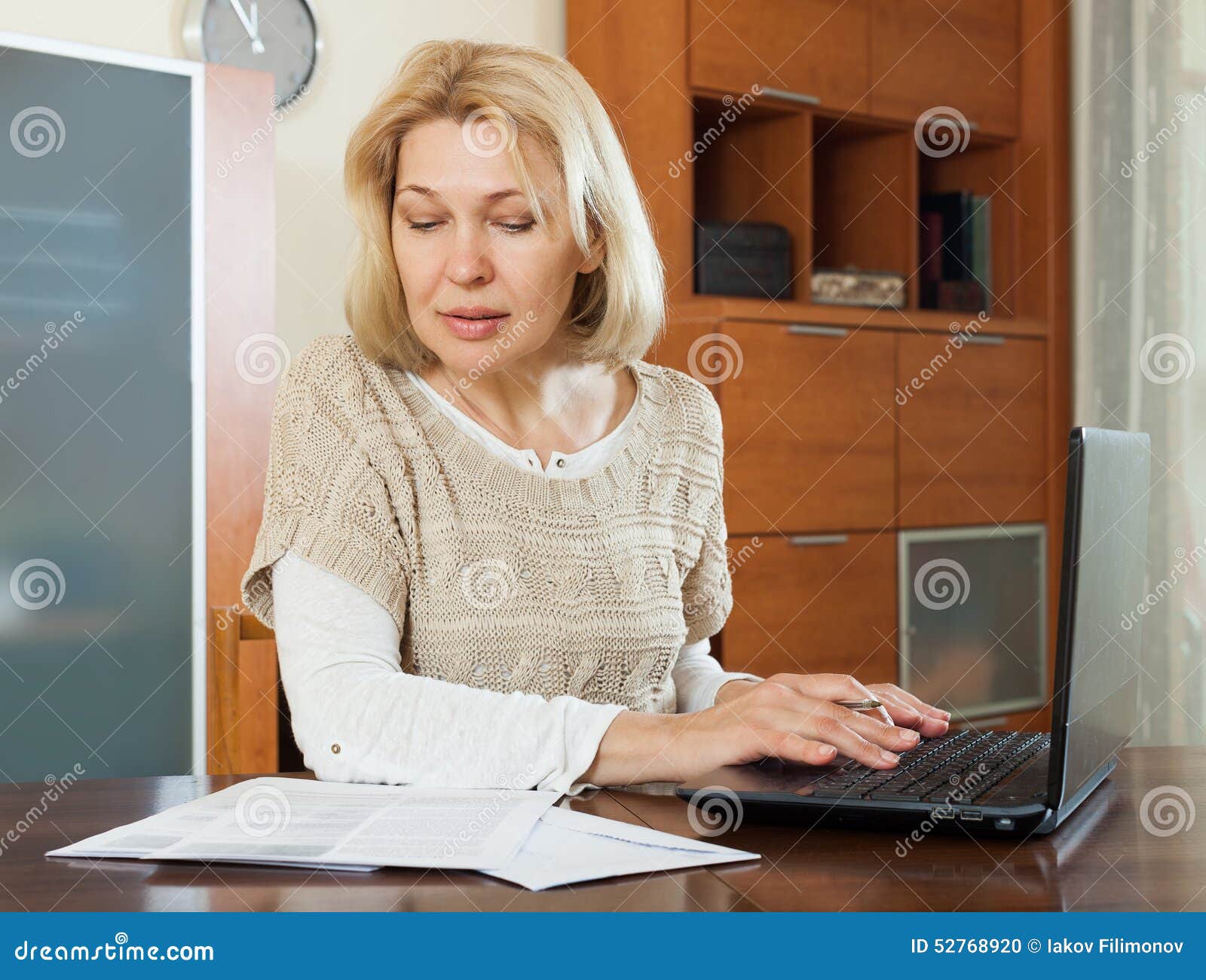 Woman with documents stock photo. Image of businesswoman - 52768920