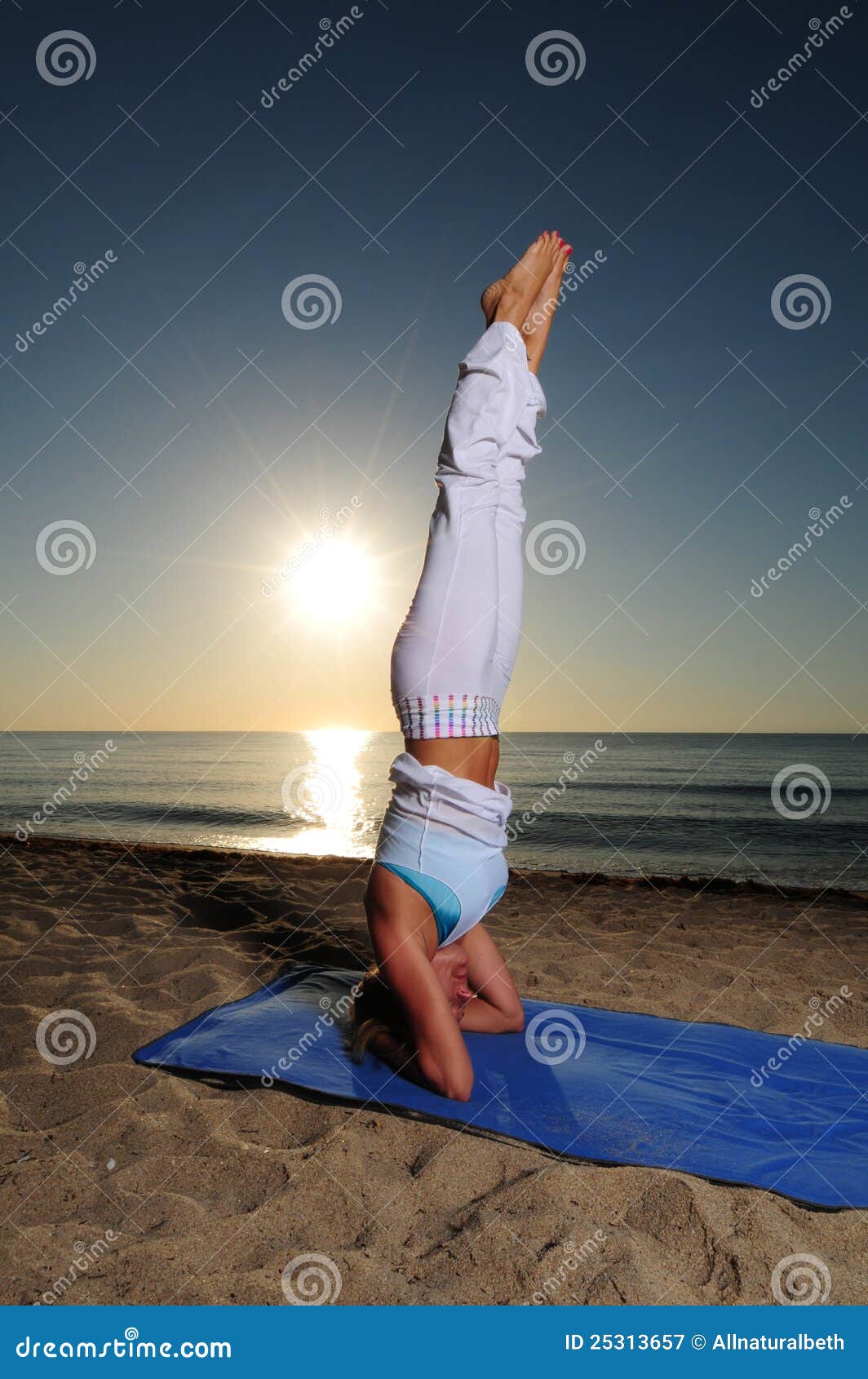 Woman Doing Headstand Yoga Pose Stock Image - Image of pose, nature ...