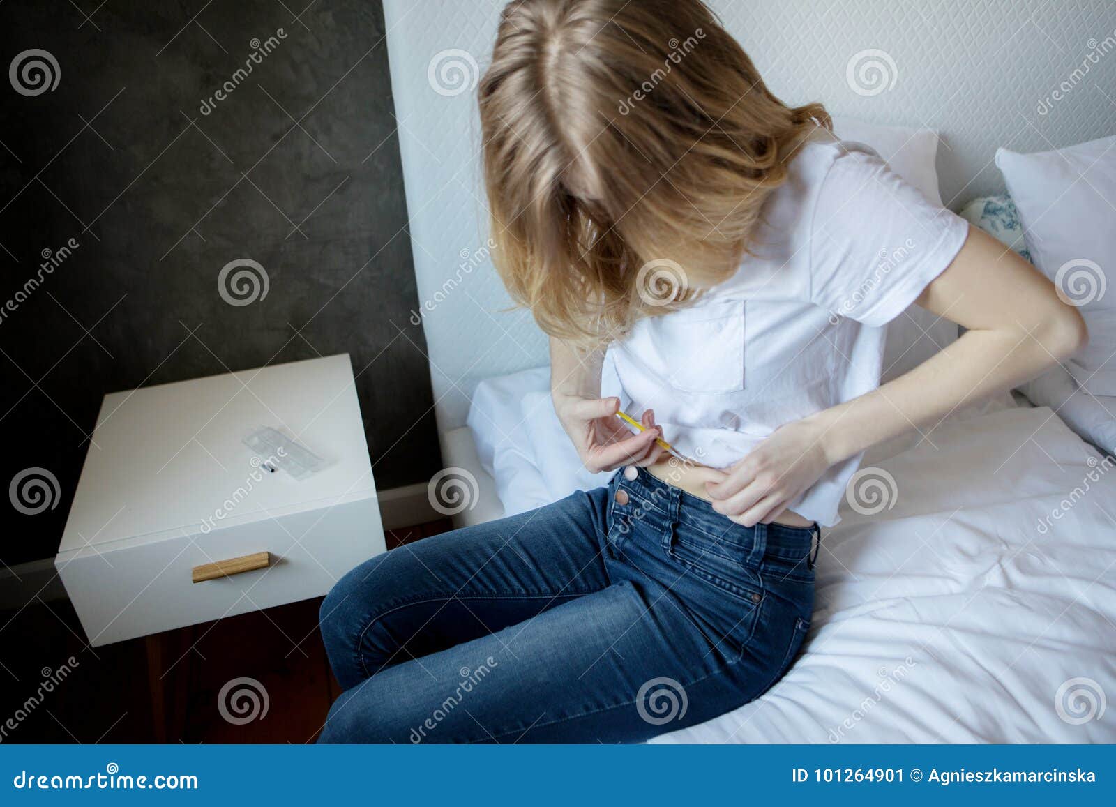Belly Injection Stock Photos - Download 460 Royalty Free Photos