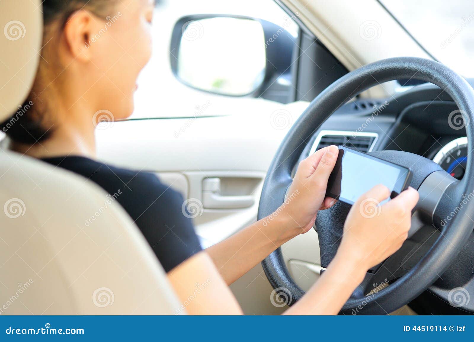 Woman Driver Use Cell Phone in Car Stock Photo - Image of cell, girl ...