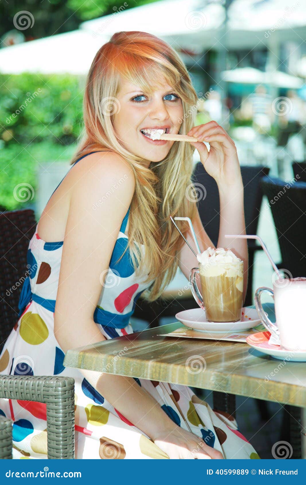 Woman eating the ice stock image. Image of delicious - 40599889