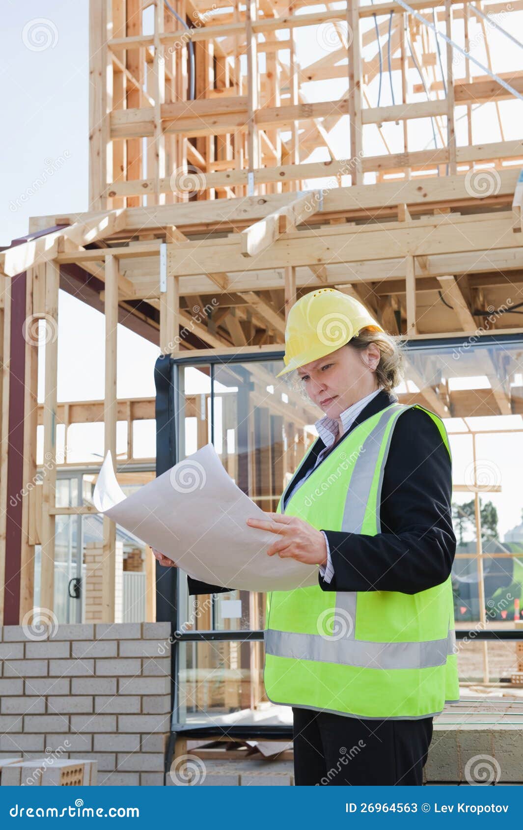 Woman engineer stock image. Image of caucasian, plan - 26964563