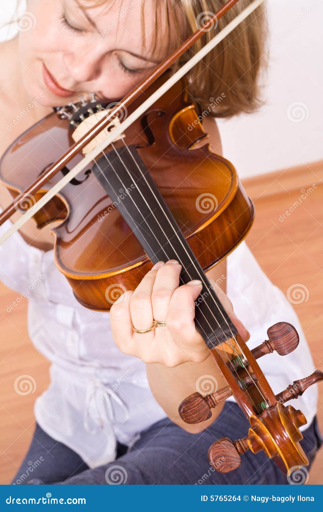 Woman Enjoying Violin Music Stock Photo - Image of instrument, learning ...