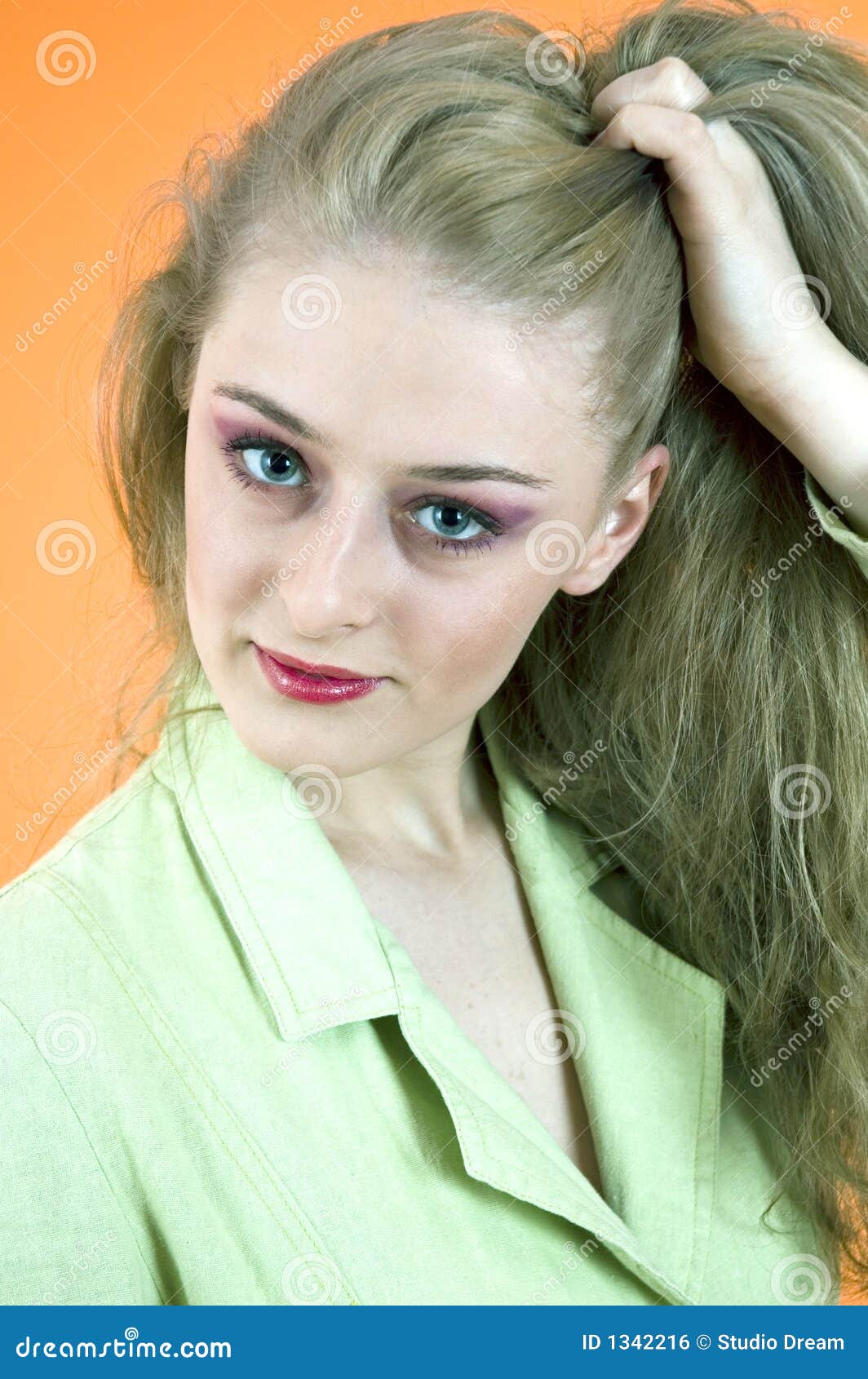 9,327 Woman Posing Nice Expression Photos - Free & Royalty-Free Stock ...