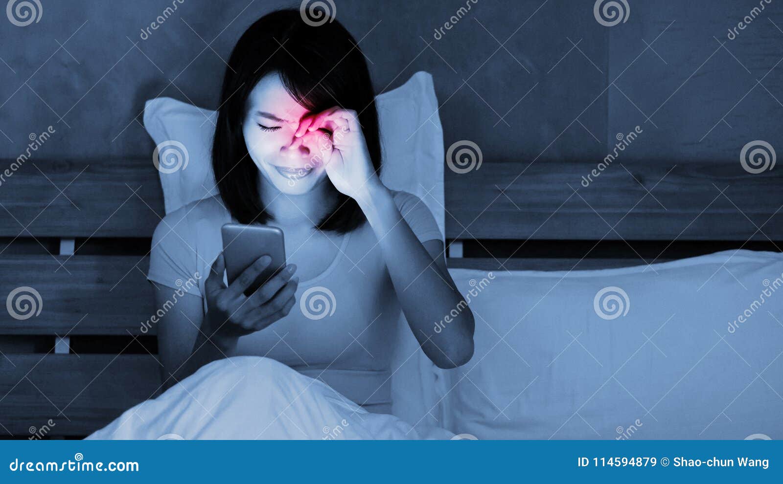 Woman with eye problem stock image. Image of monochrome - 114594879