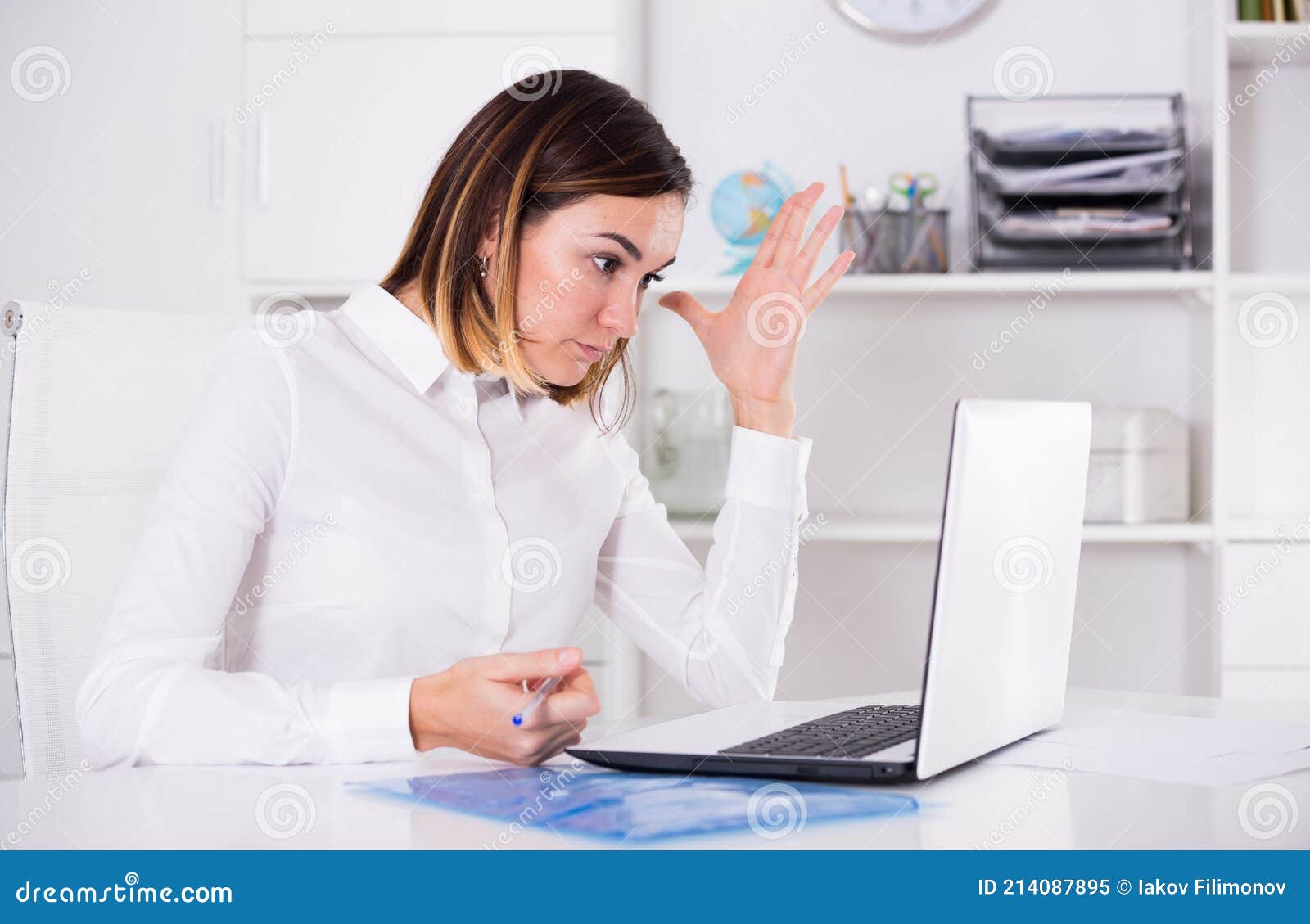 Woman facing challenge stock image. Image of expert - 214087895