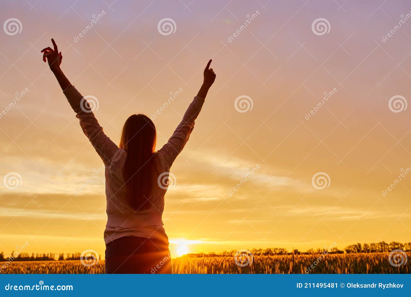 Woman Feeling Victorious Facing the Beautiful Sunset Stock Image ...