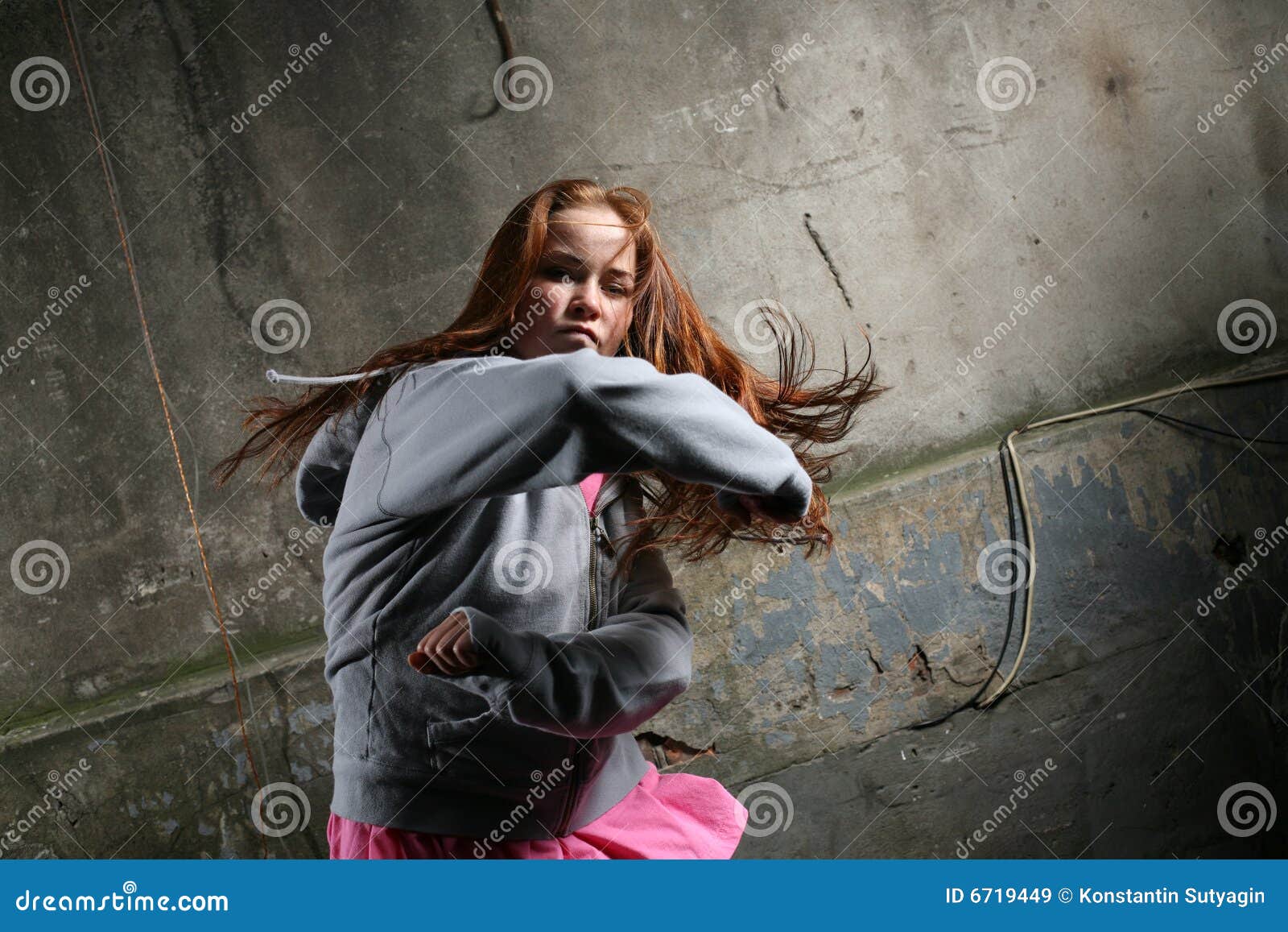 Woman fighting stock image. Image of grungy, gang, crime - 6719449