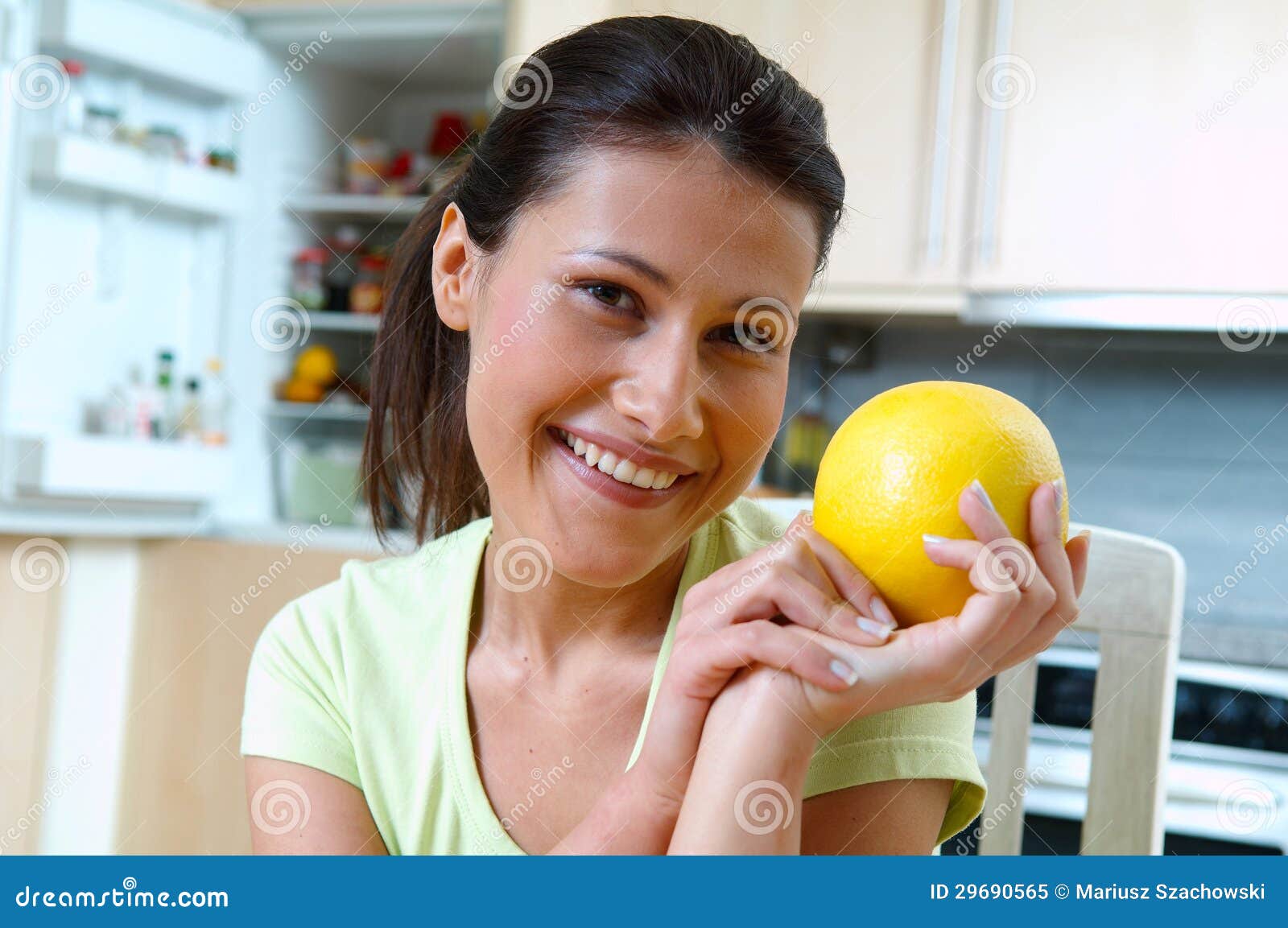 Woman with grapefruit stock image. Image of vege, girl - 29690565