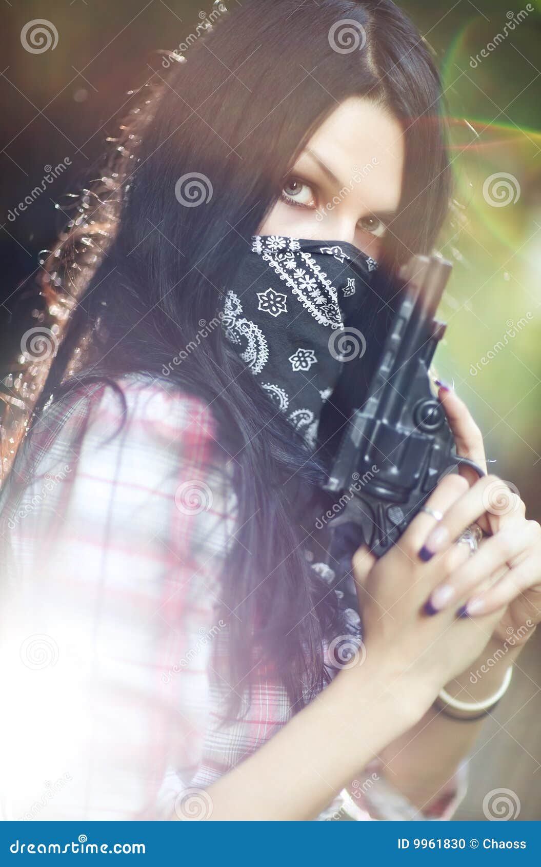 Woman with gun portrait stock photo. Image of gunner, hunting - 9961830