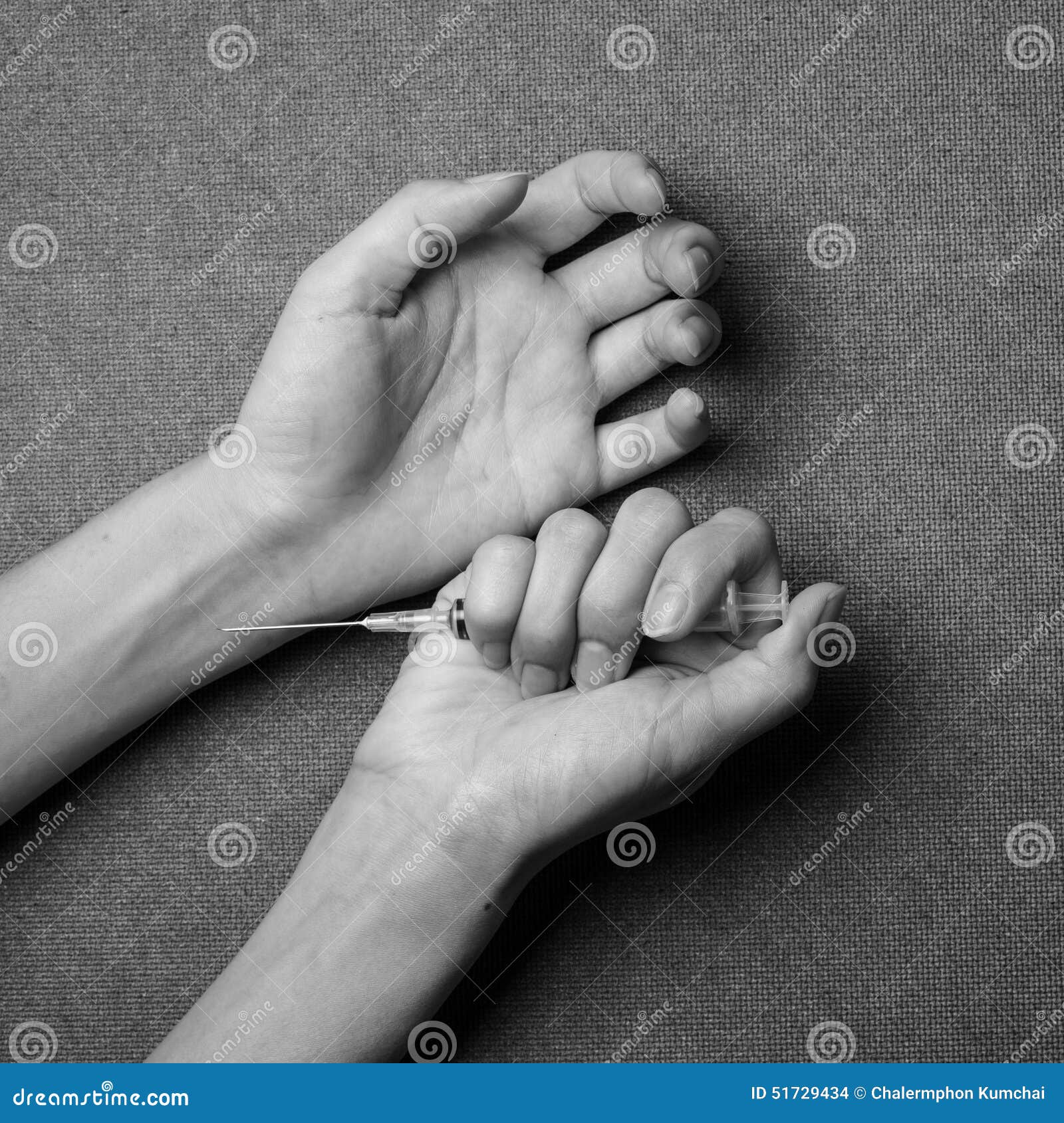 Woman Hand and Drug Syringe Stock Photo - Image of dope, drug: 51729434