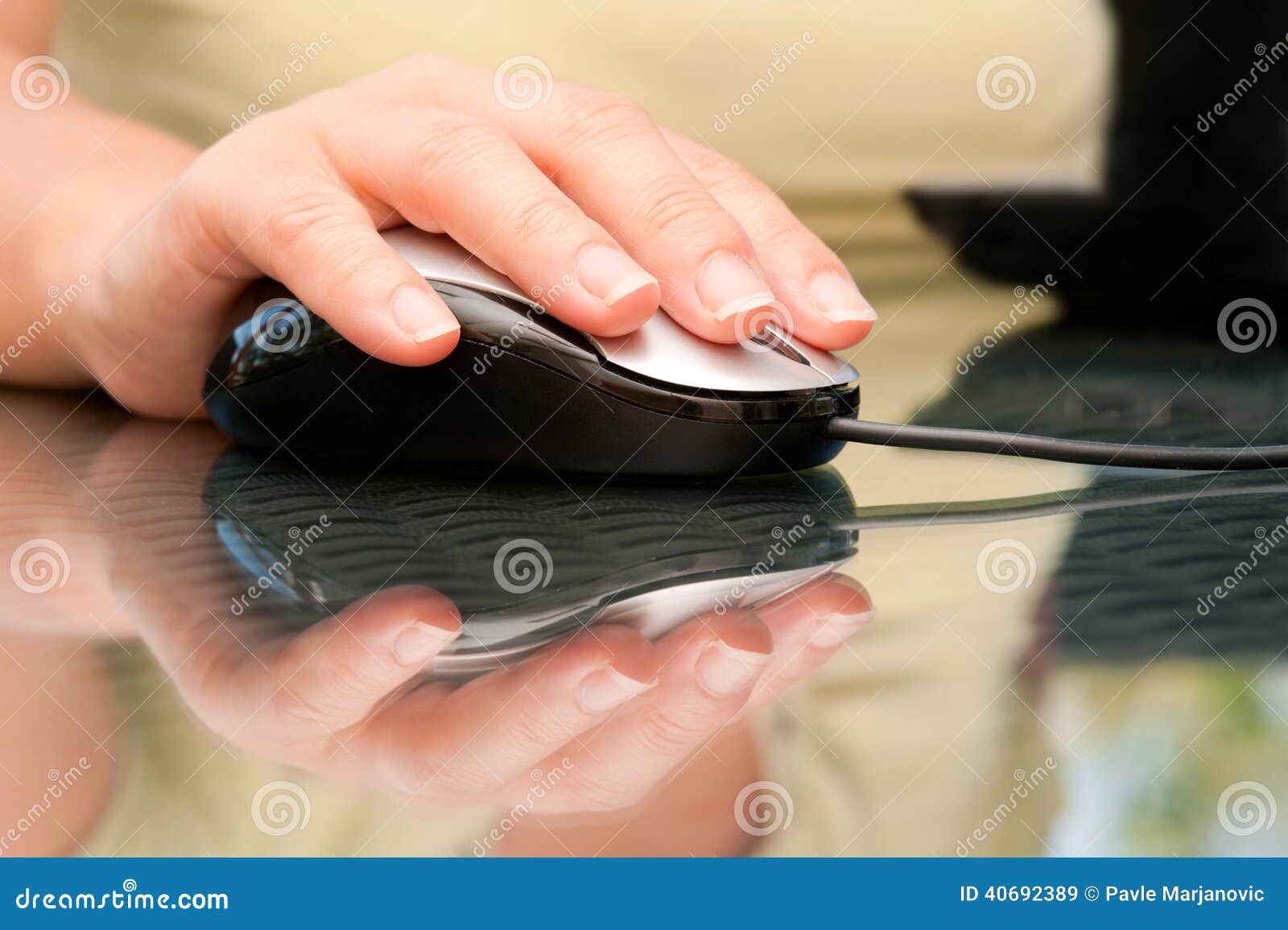 Woman hand holding mouse stock image. Image of connection - 40692389