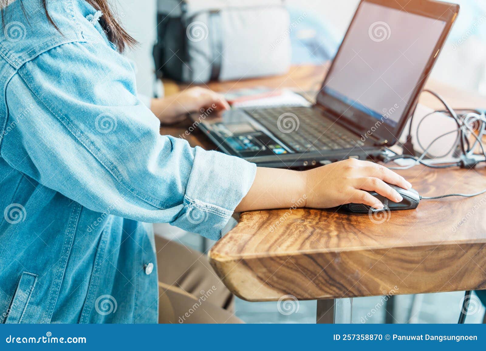 Woman Hand Holding Mouse during Using Computer Laptop in Workplace ...